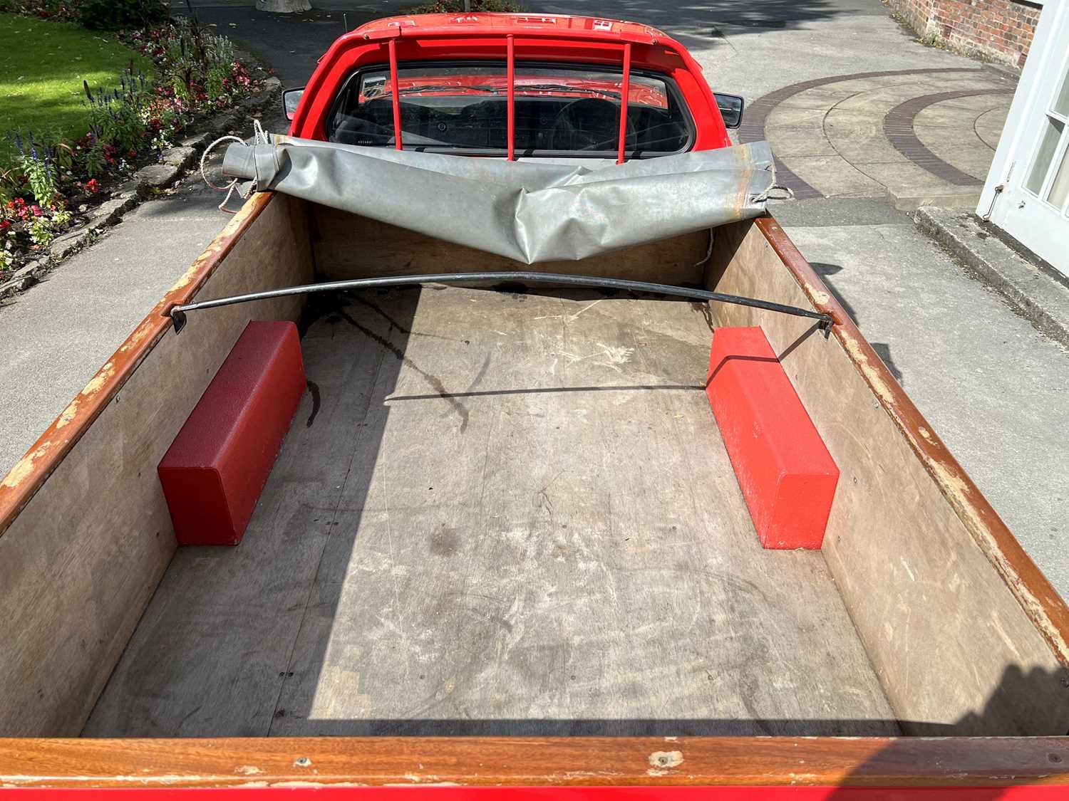 Lot 39 - 1984 Ford P100