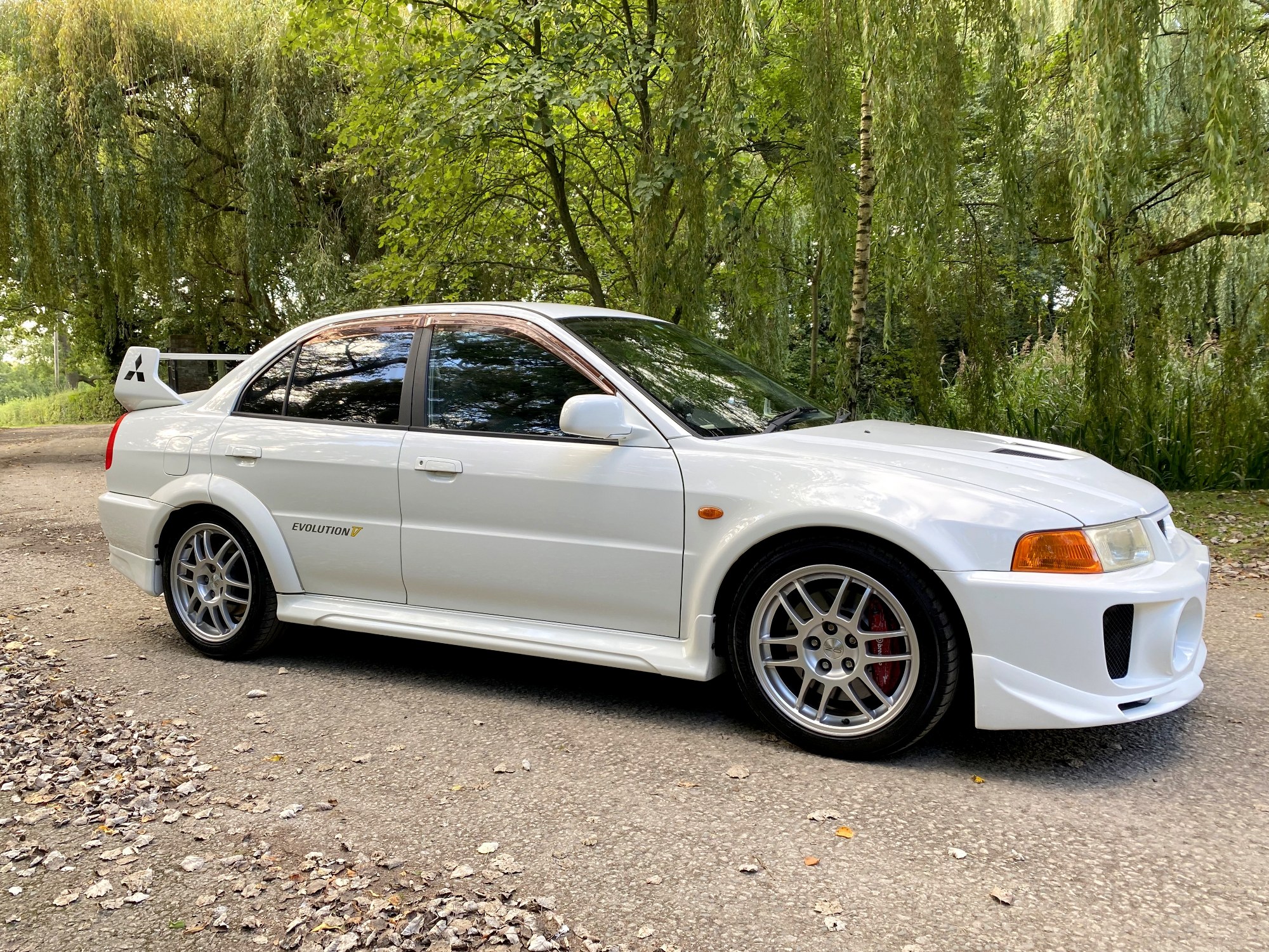 Lot 47 - 1998 Mitsubishi Lancer Evolution V