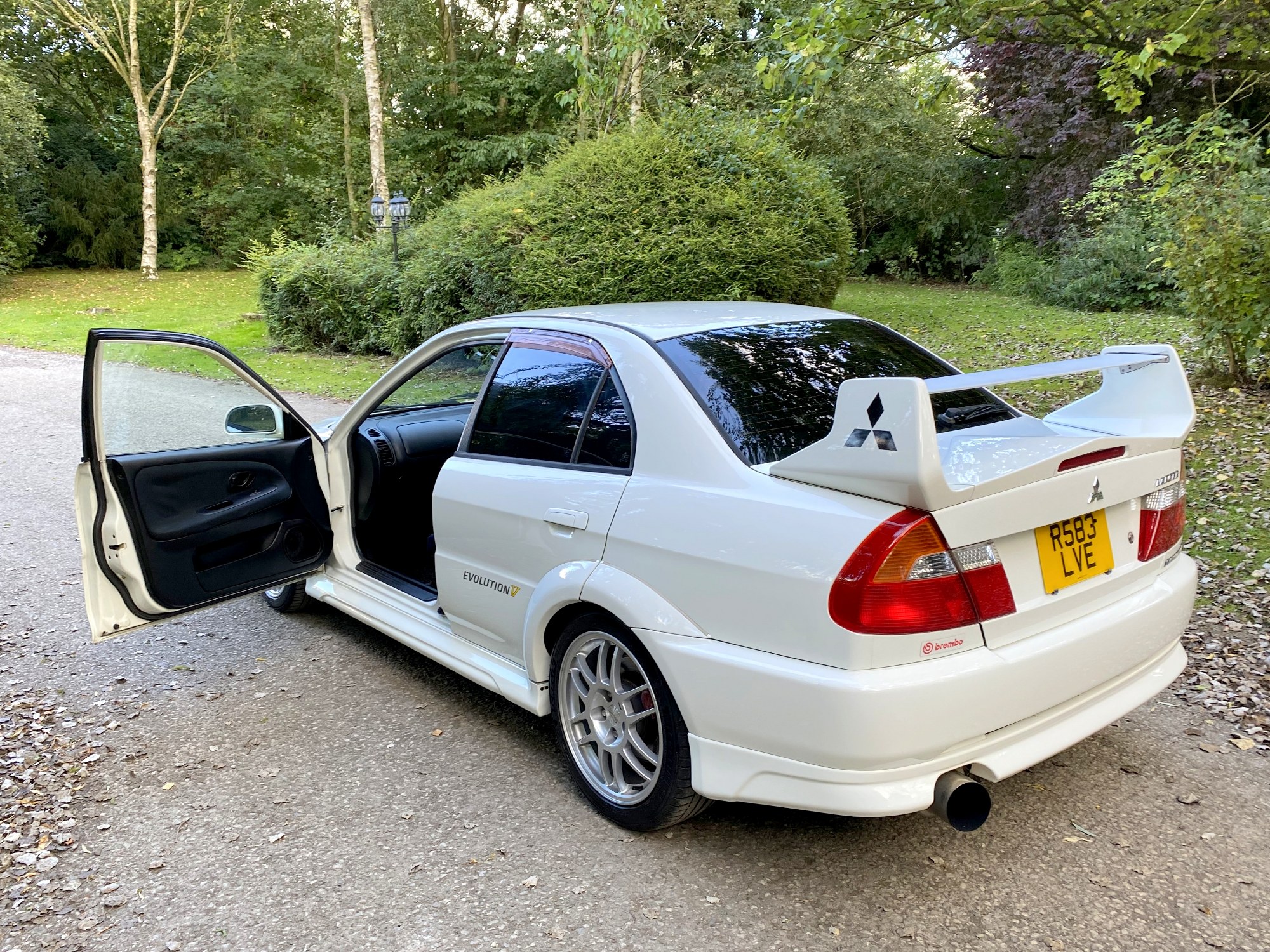 Lot 47 - 1998 Mitsubishi Lancer Evolution V