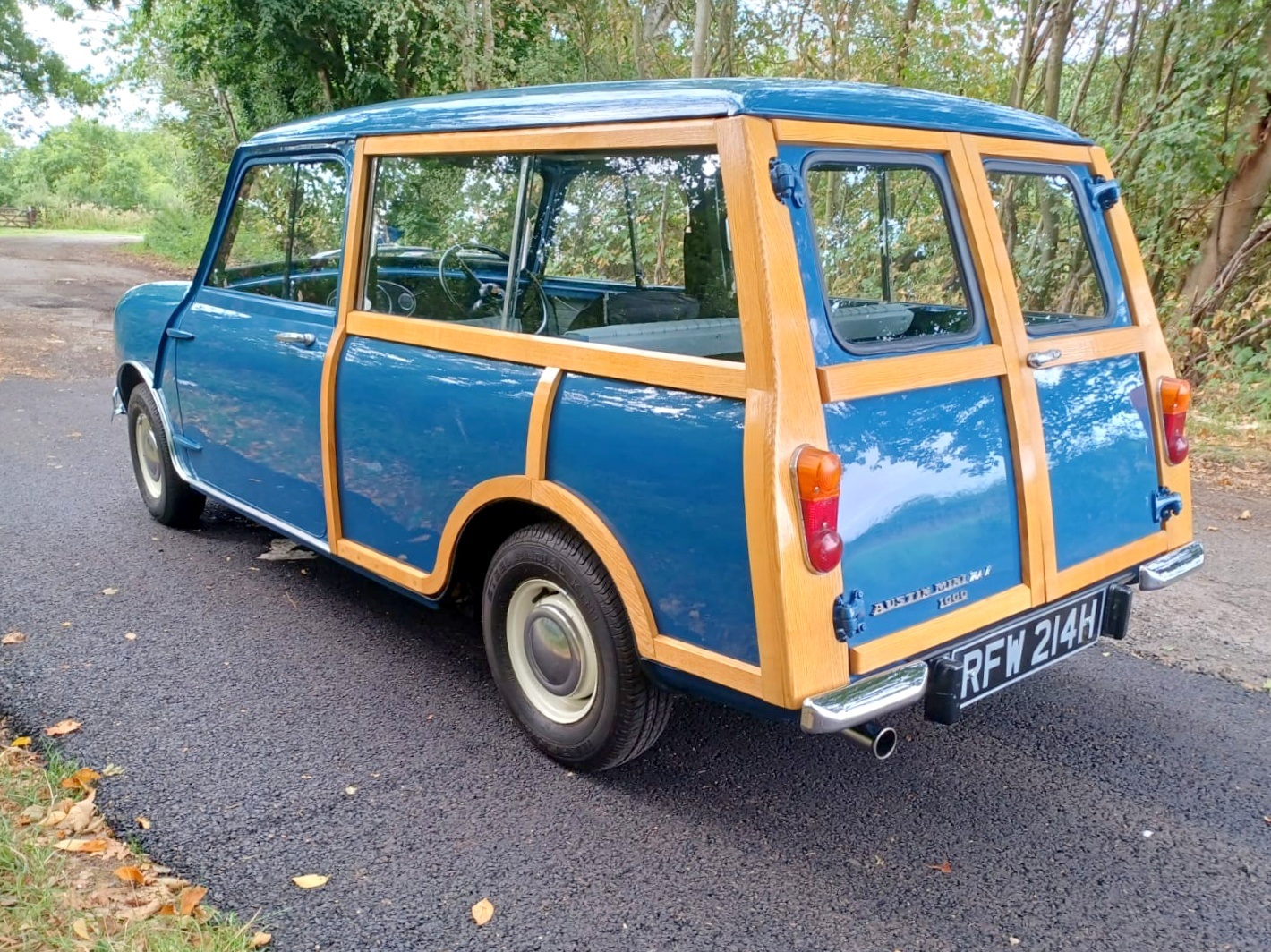 Lot 24 - 1970 Austin Mini Countryman