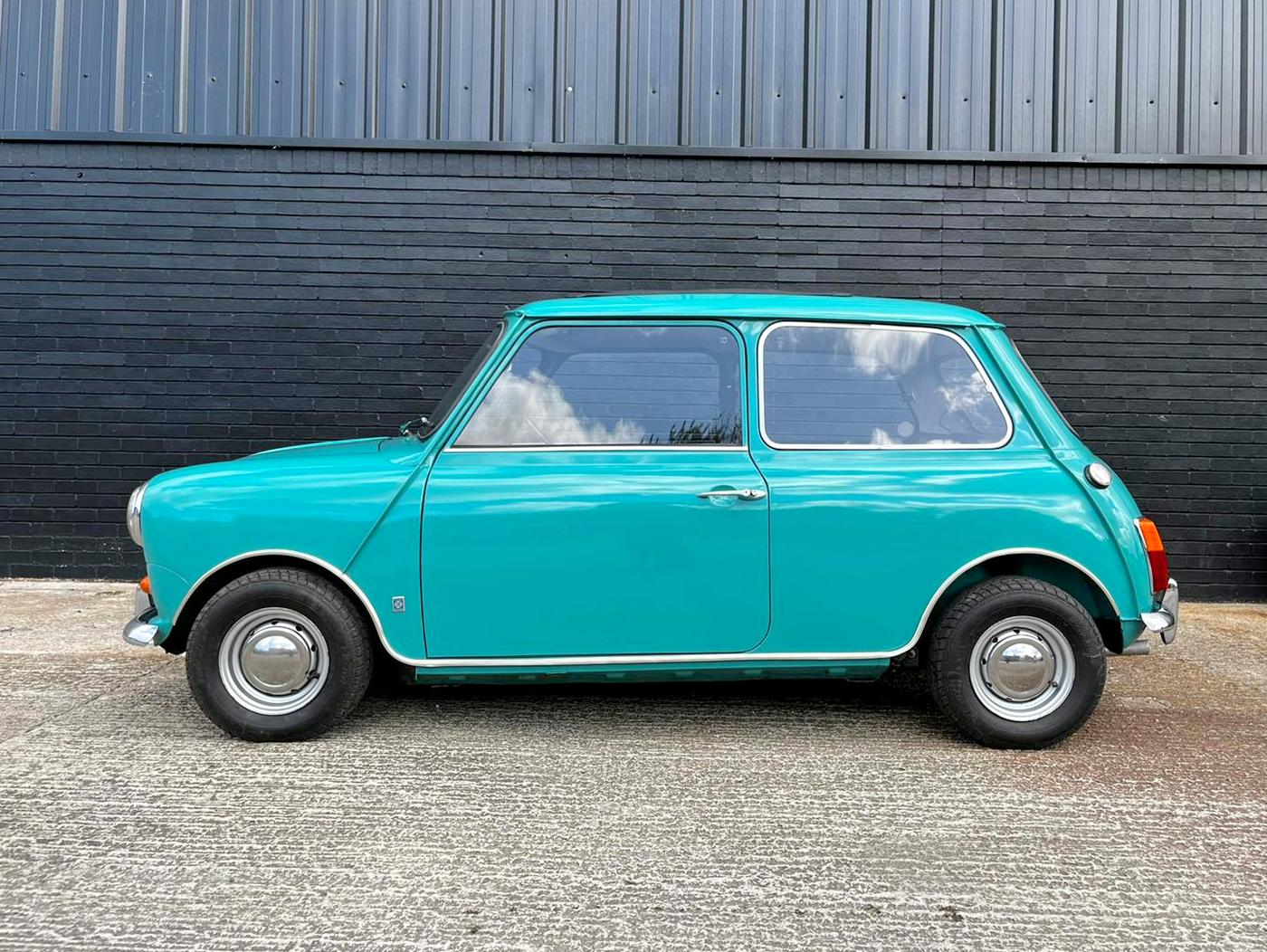Lot 41 - 1970 Mini Cooper S