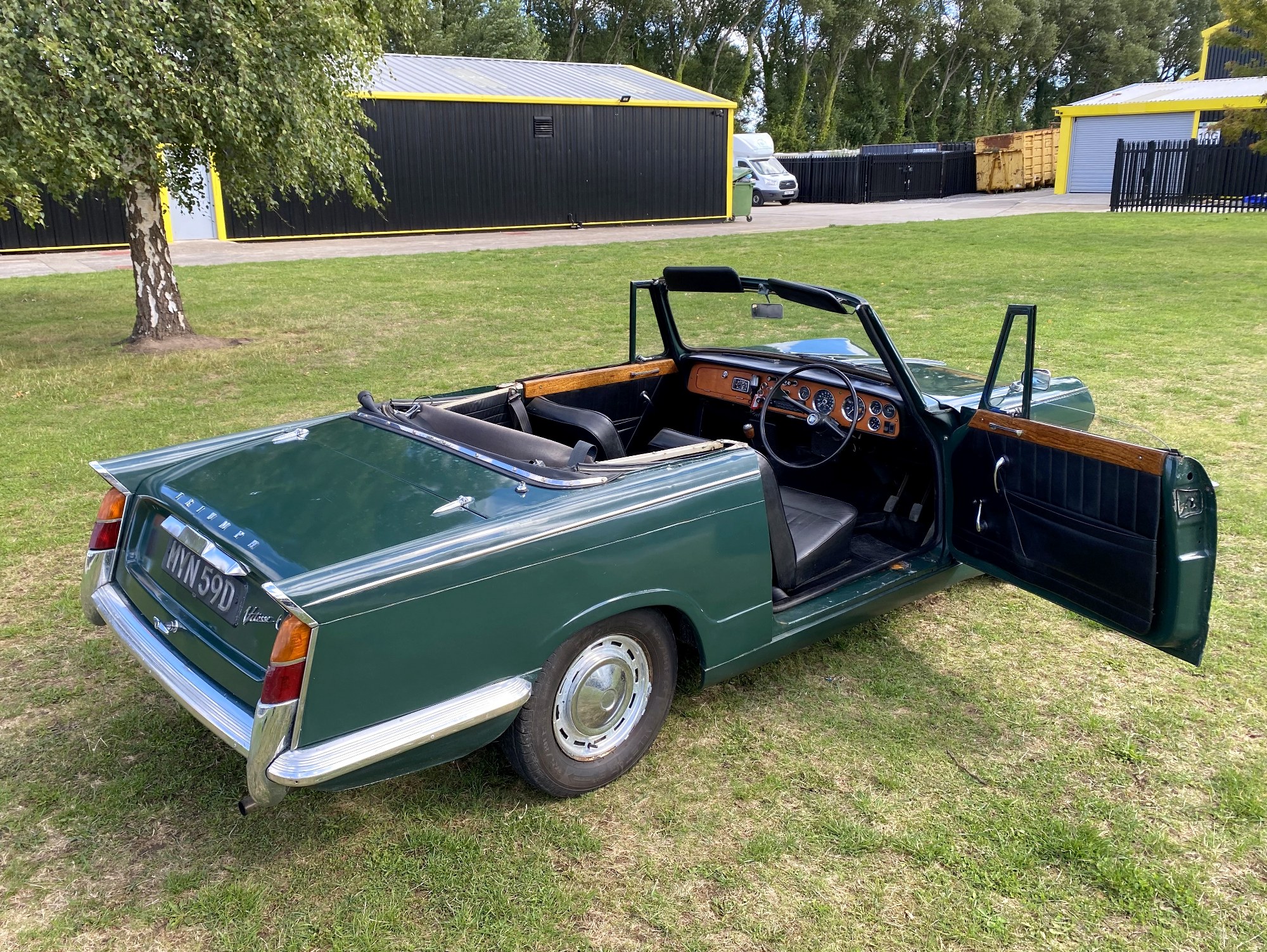 Lot 2 - 1966 Triumph Vitesse Convertible