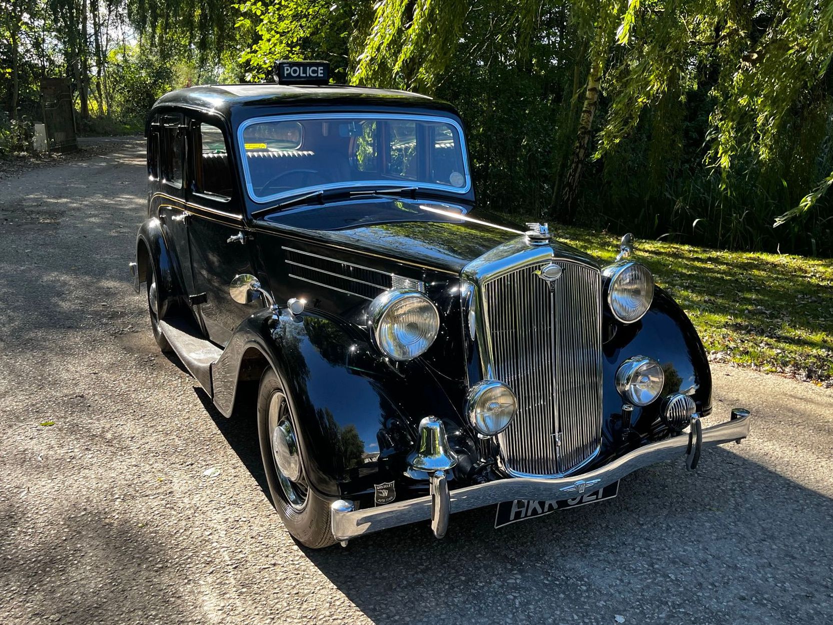 Lot 30 - 1946 Wolseley 18/85 Police Car