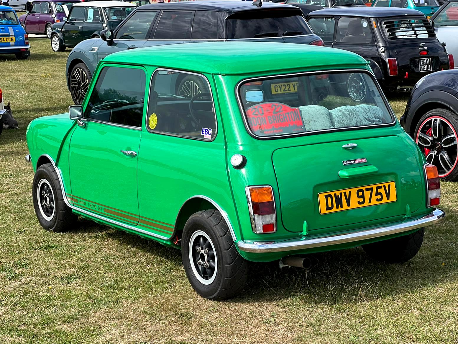 Lot 42 - 1971 Mini 1275 GT