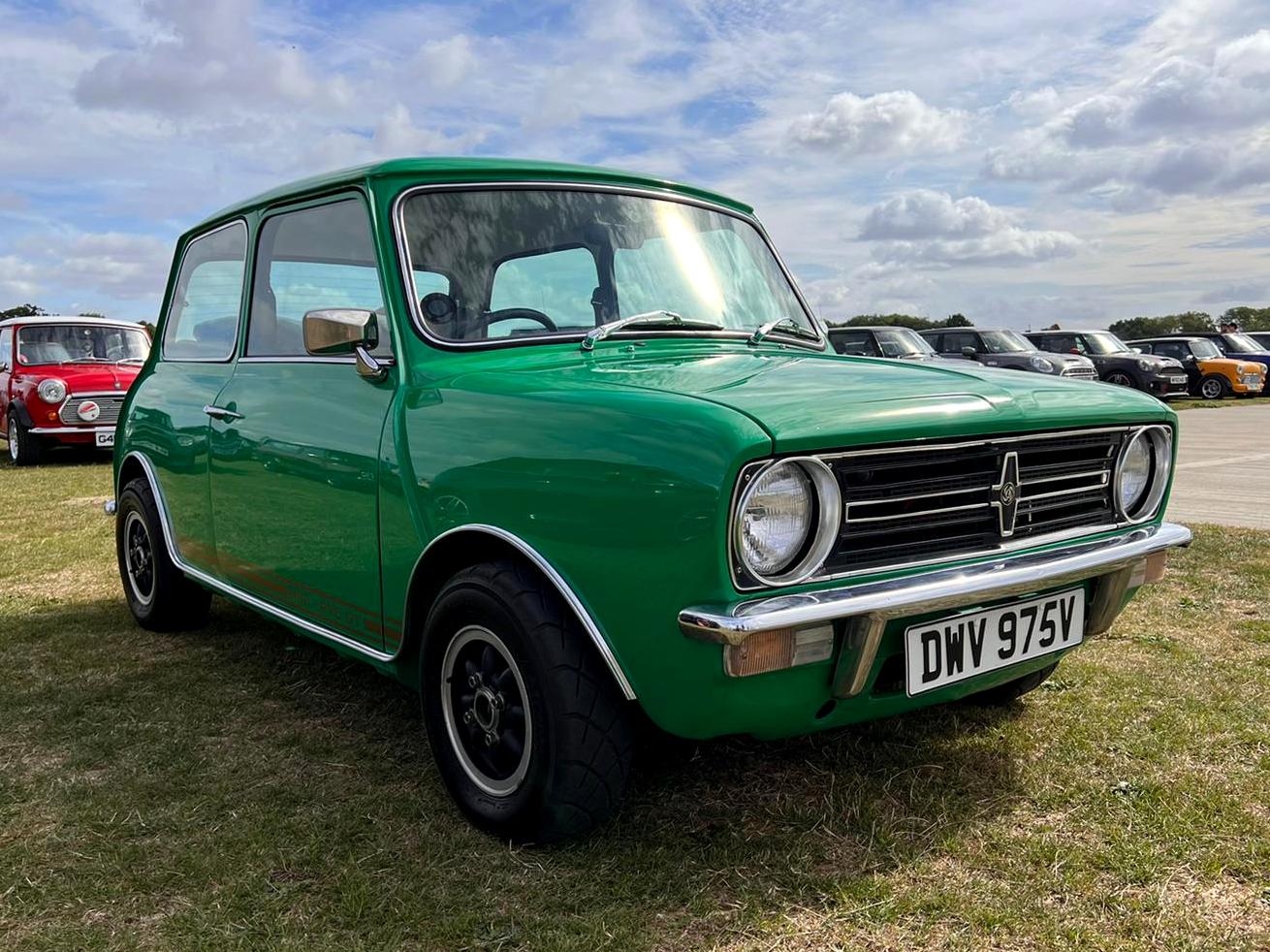 Lot 42 - 1971 Mini 1275 GT