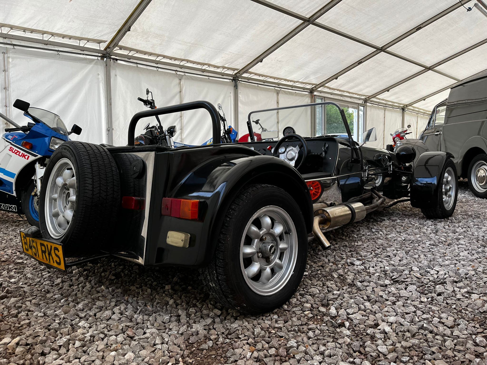 Lot 86 - 1985 Robin Hood S7