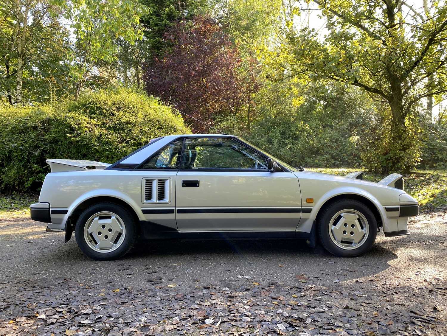 Lot 21 - 1985 Toyota MR2 Coupe