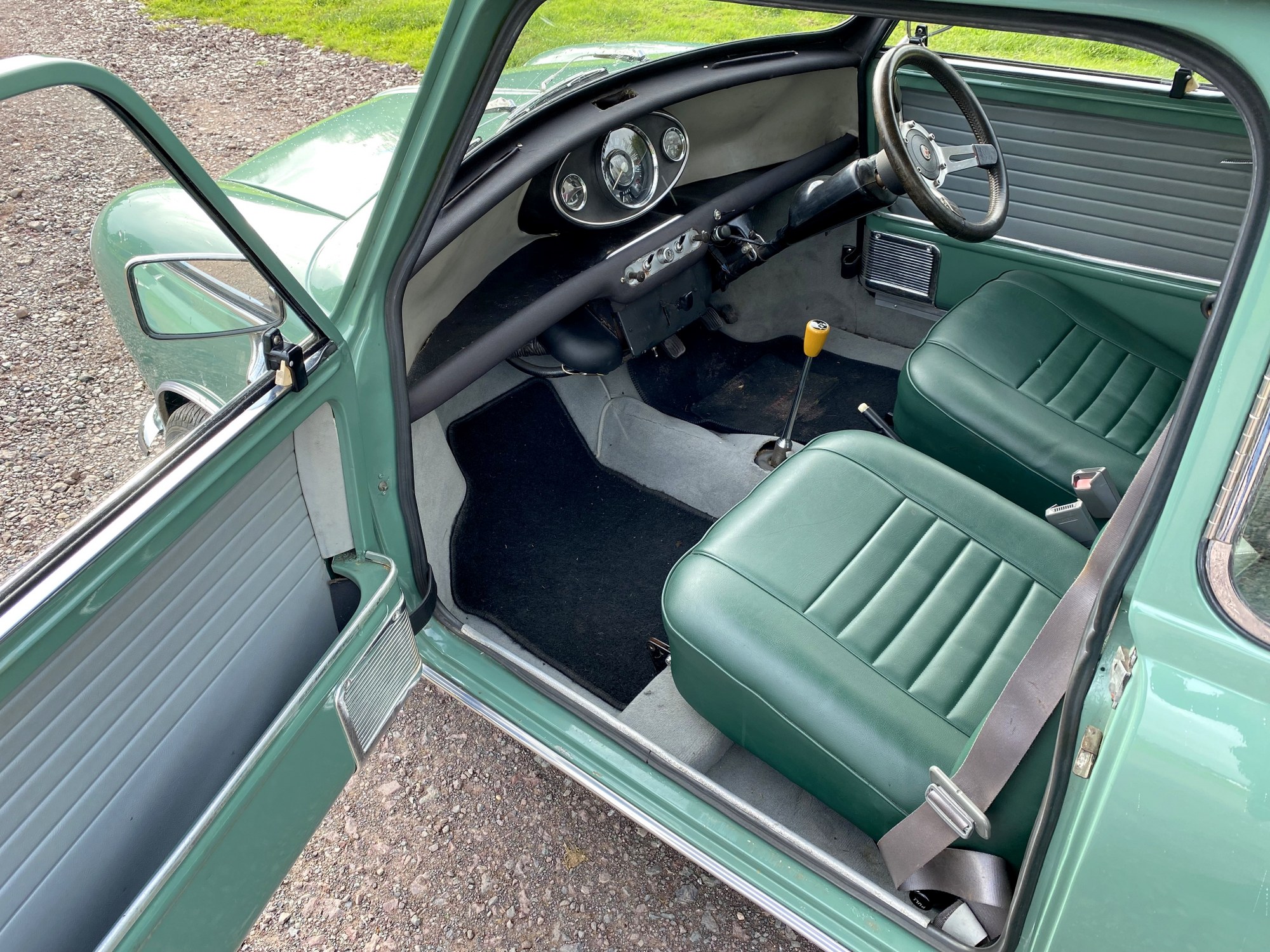 Lot 16 - 1967 Austin Mini-Cooper S Tribute