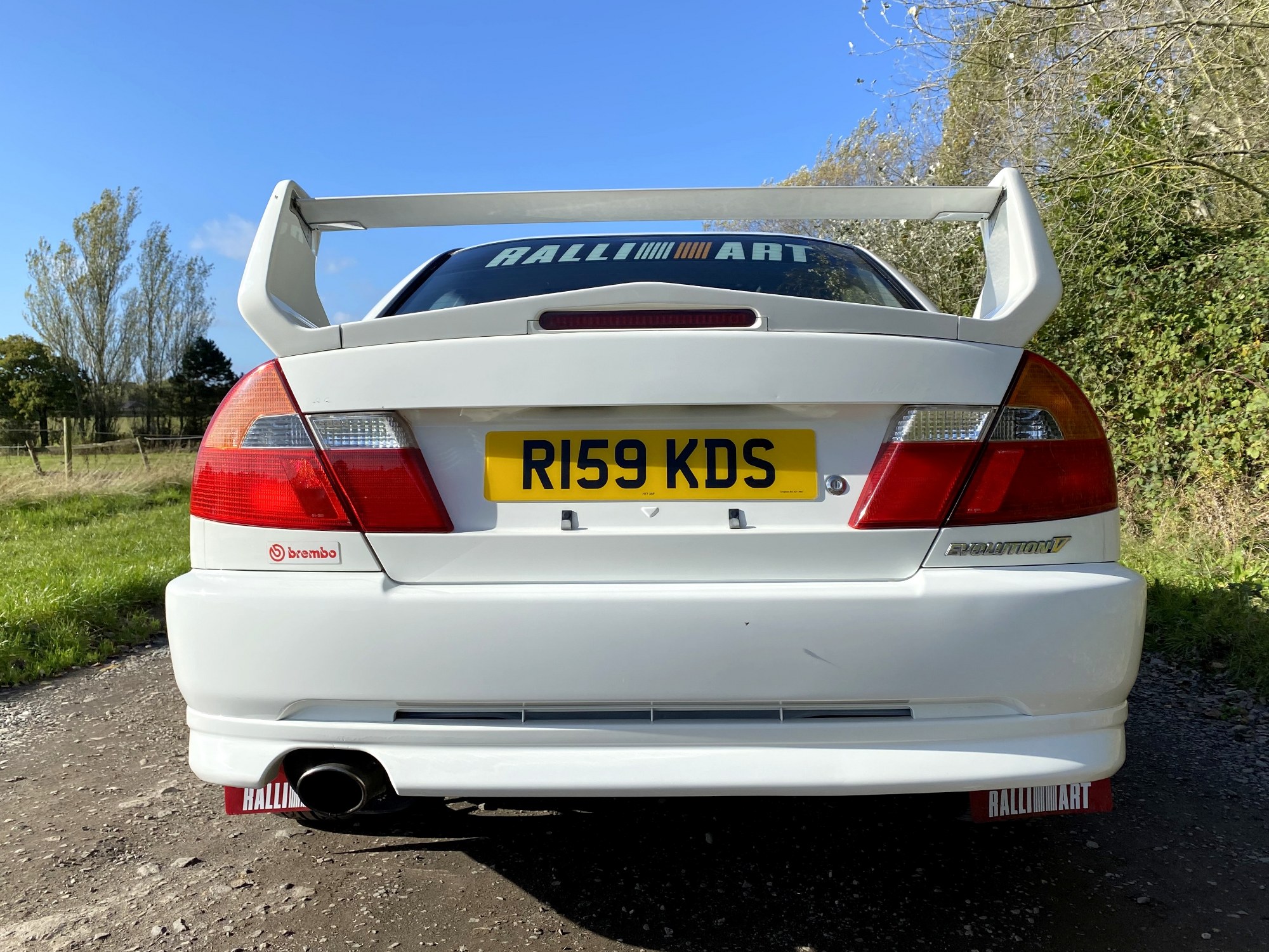 Lot 22 - 1998 Mitsubishi Lancer Evolution V GSR