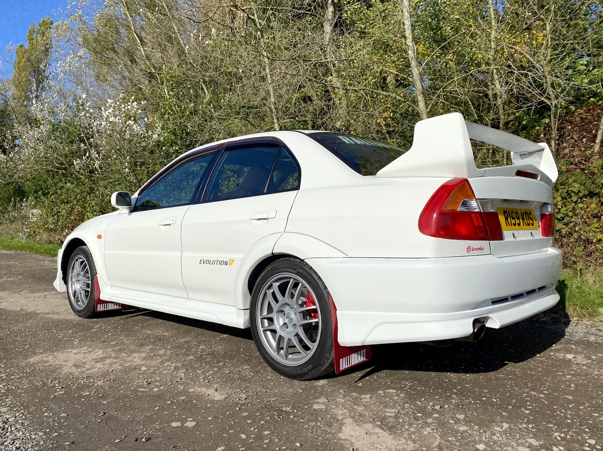 Lot 22 - 1998 Mitsubishi Lancer Evolution V GSR