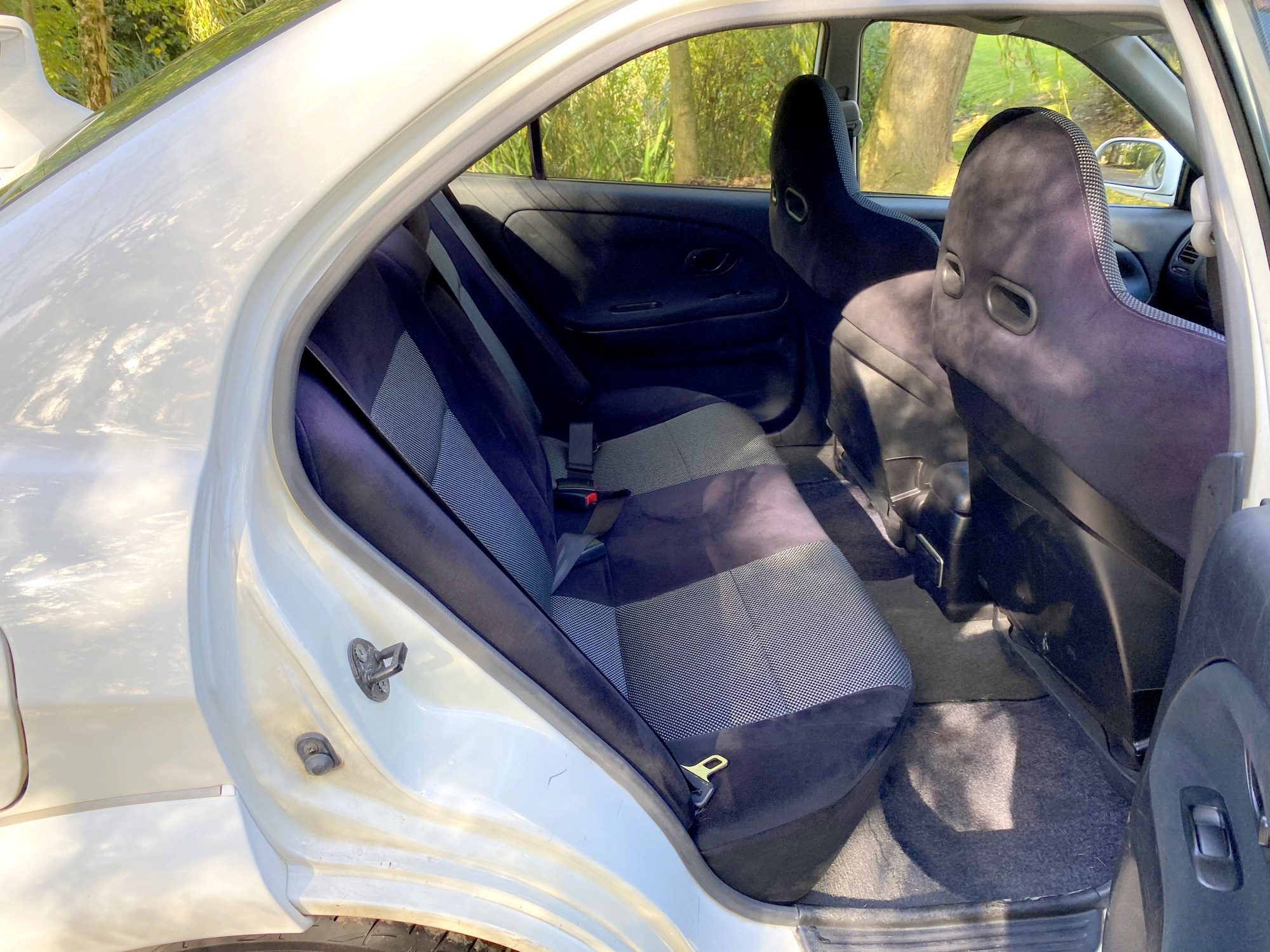 Lot 22 - 1998 Mitsubishi Lancer Evolution V GSR