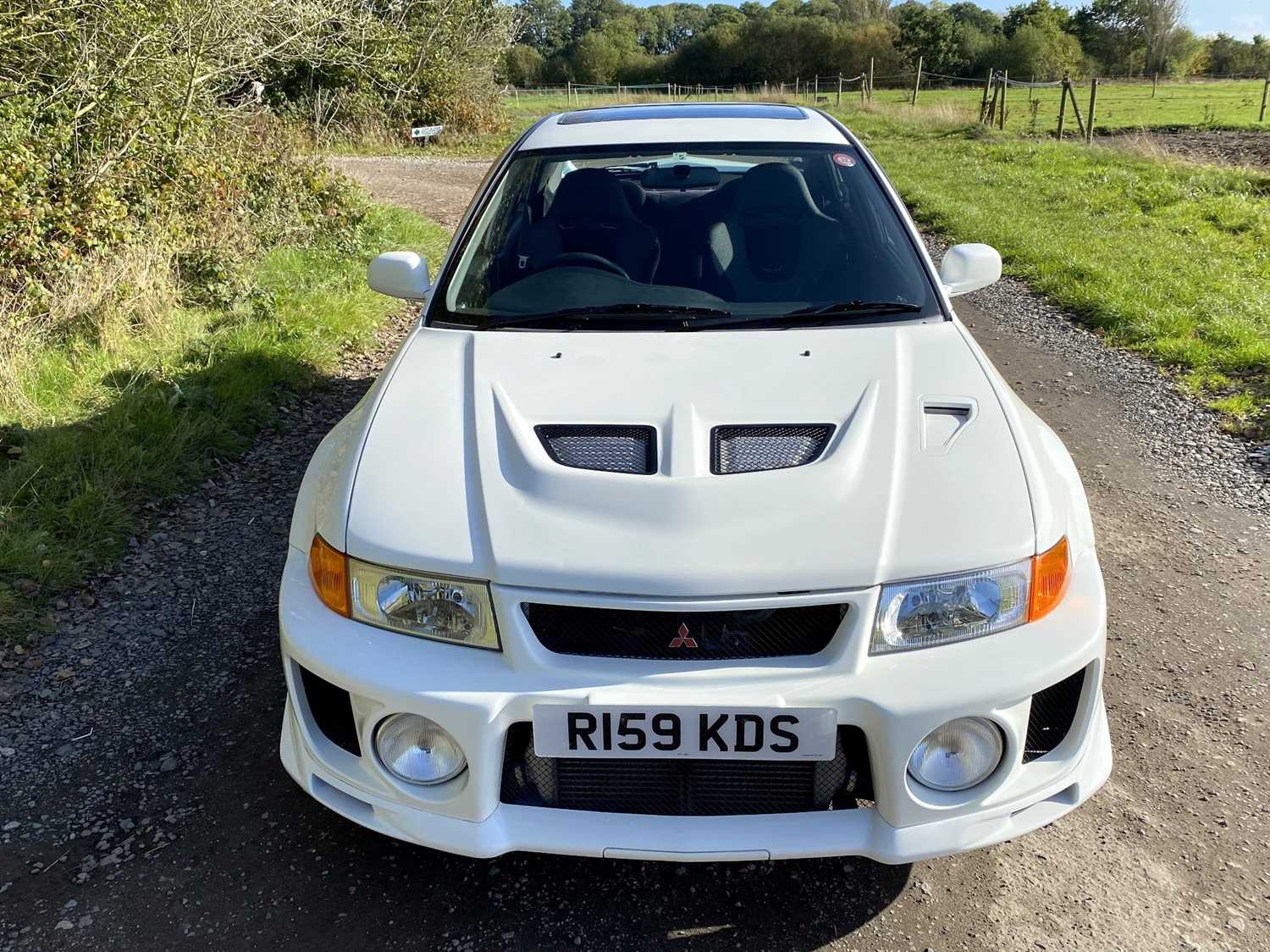 Lot 22 - 1998 Mitsubishi Lancer Evolution V GSR