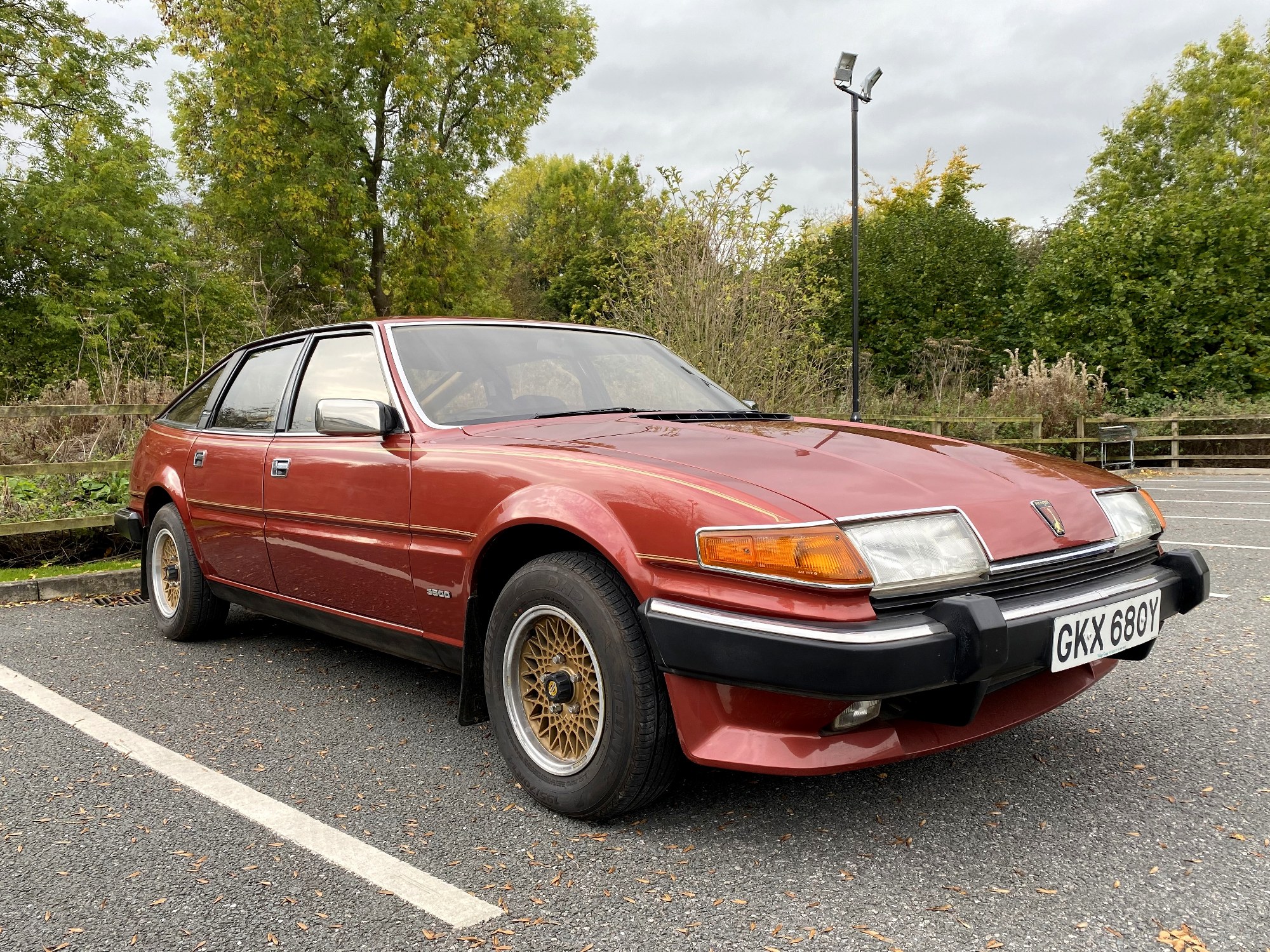 Lot 43 - 1982 Rover SD1 3500 SE