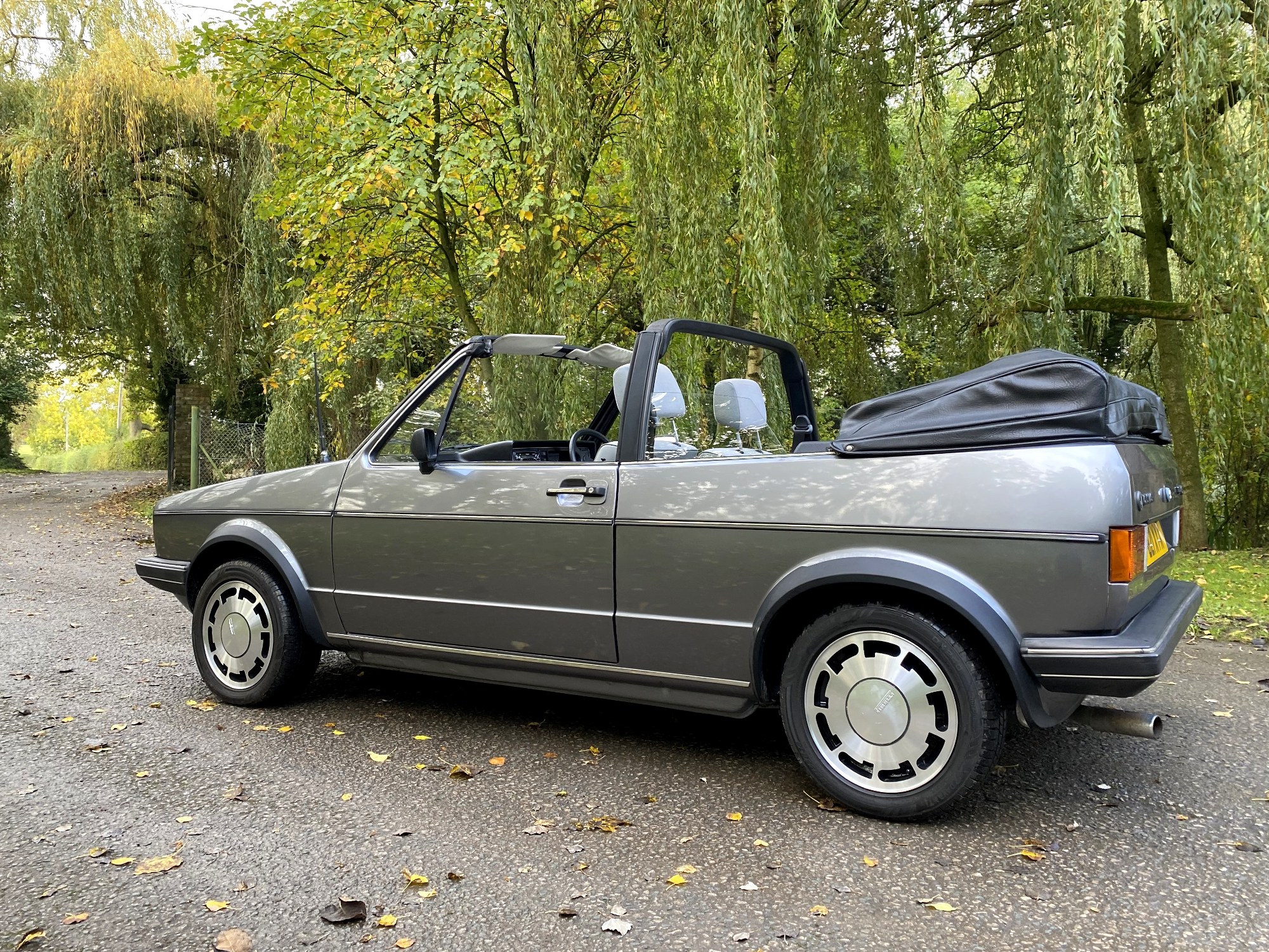 Lot 70 - 1985 Volkswagen Golf GTi Cabriolet