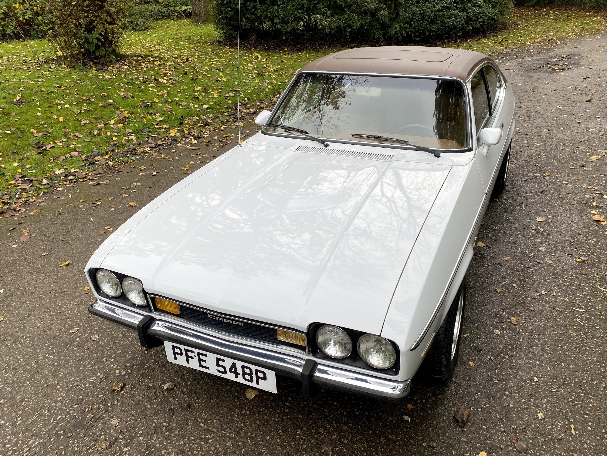 Lot 17 - 1976 Mercury Capri 2.8 Ghia