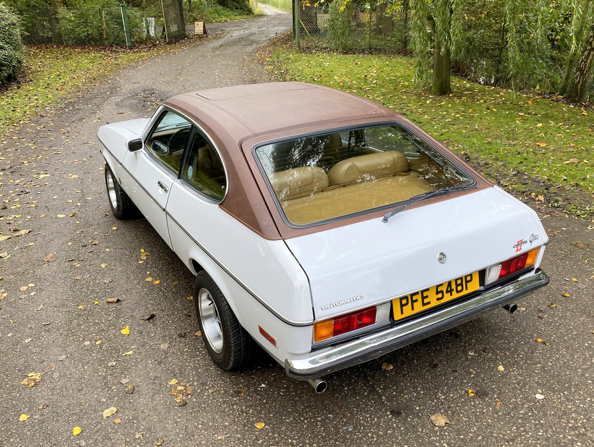 Lot 17 - 1976 Mercury Capri 2.8 Ghia