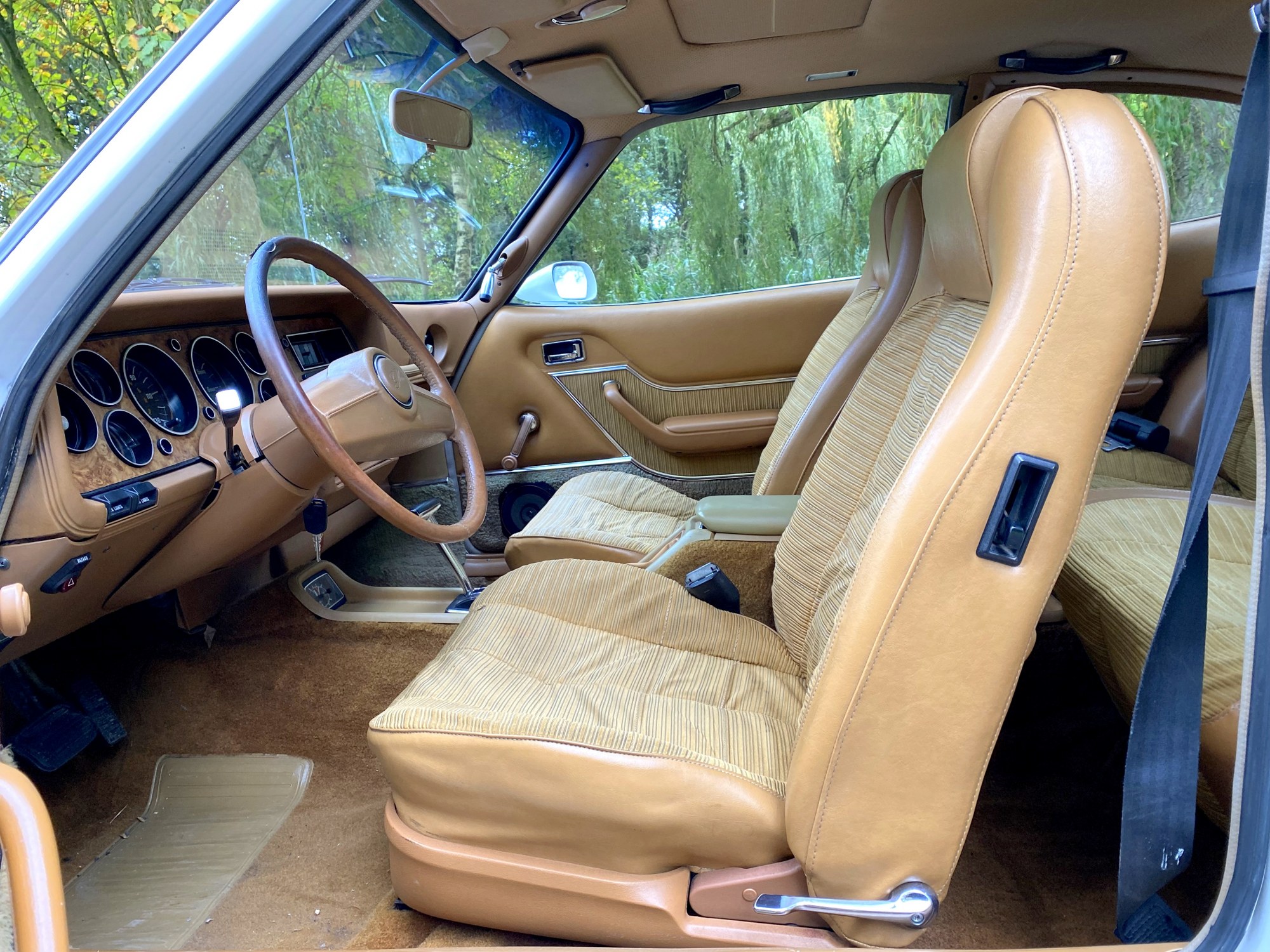 Lot 17 - 1976 Mercury Capri 2.8 Ghia