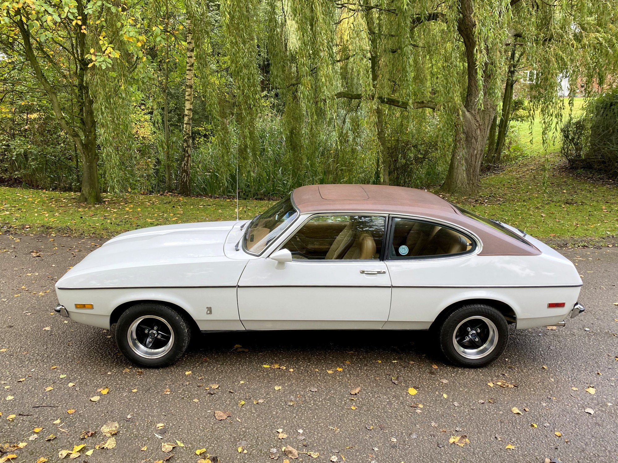Lot 17 - 1976 Mercury Capri 2.8 Ghia
