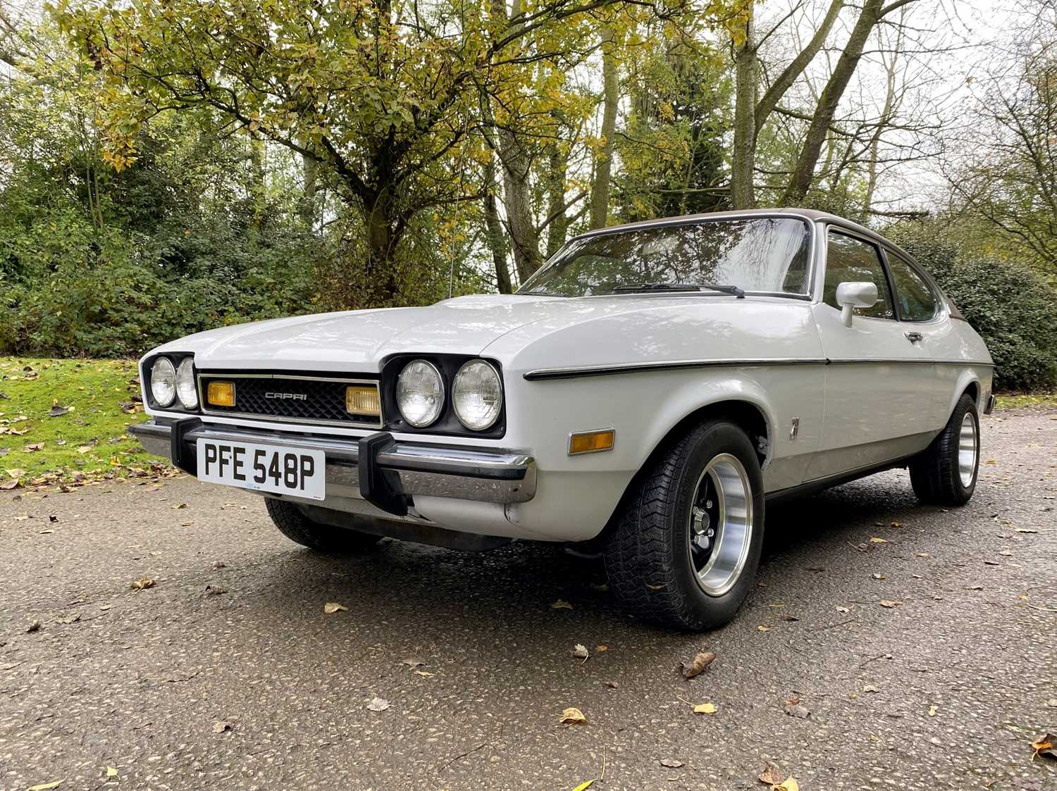 Lot 17 - 1976 Mercury Capri 2.8 Ghia