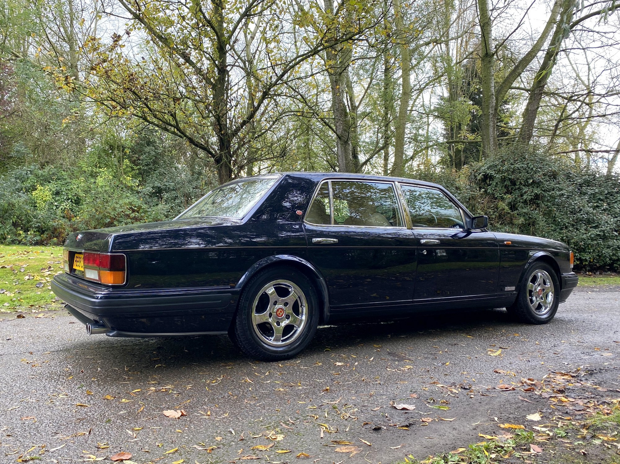 Lot 58 - 1997 Bentley Turbo R LWB