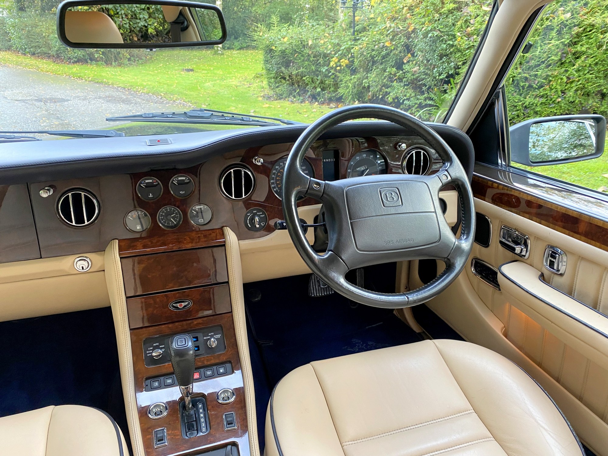 Lot 58 - 1997 Bentley Turbo R LWB