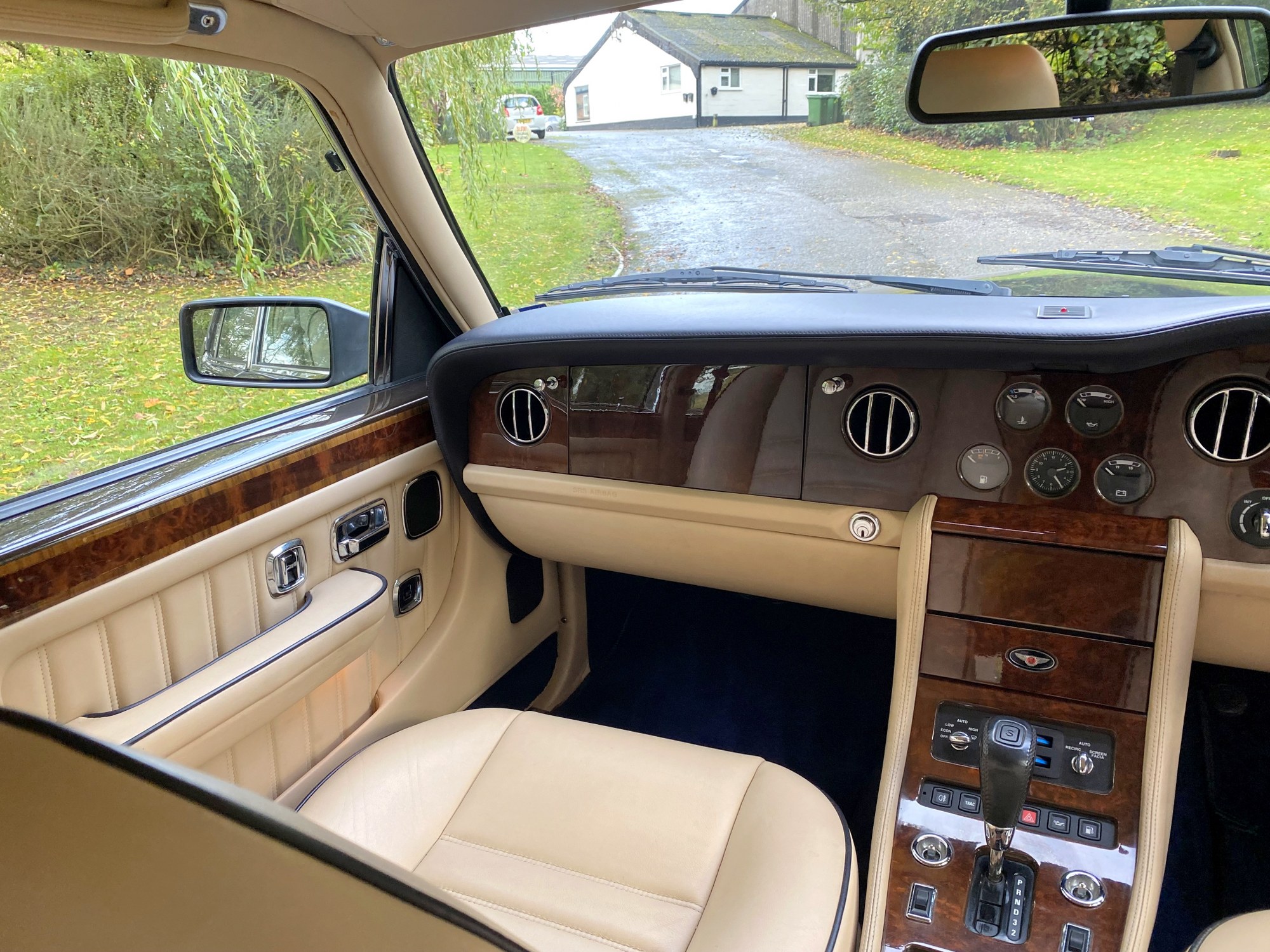 Lot 58 - 1997 Bentley Turbo R LWB