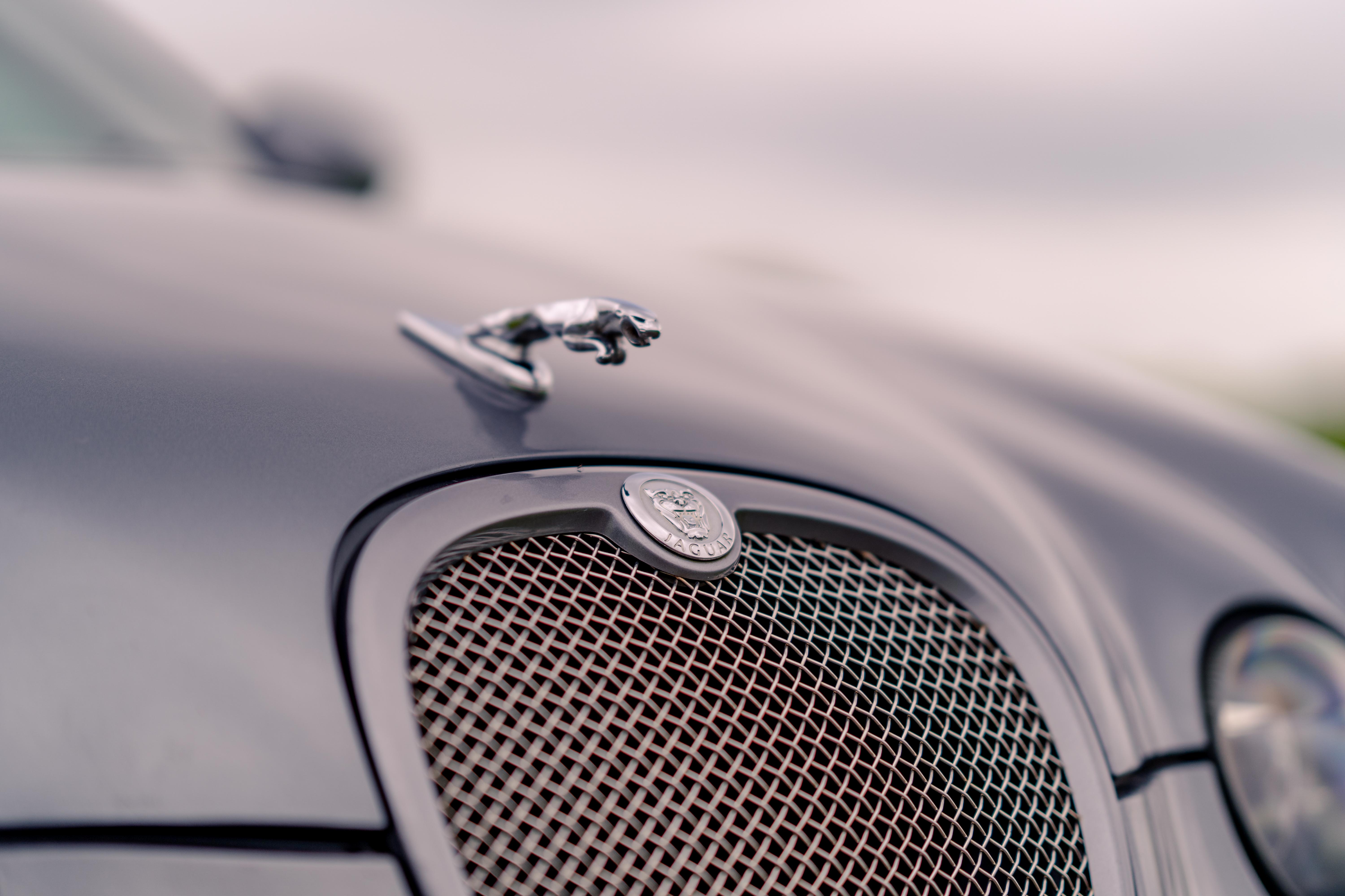 Lot 135 - 2007 Jaguar S-Type R