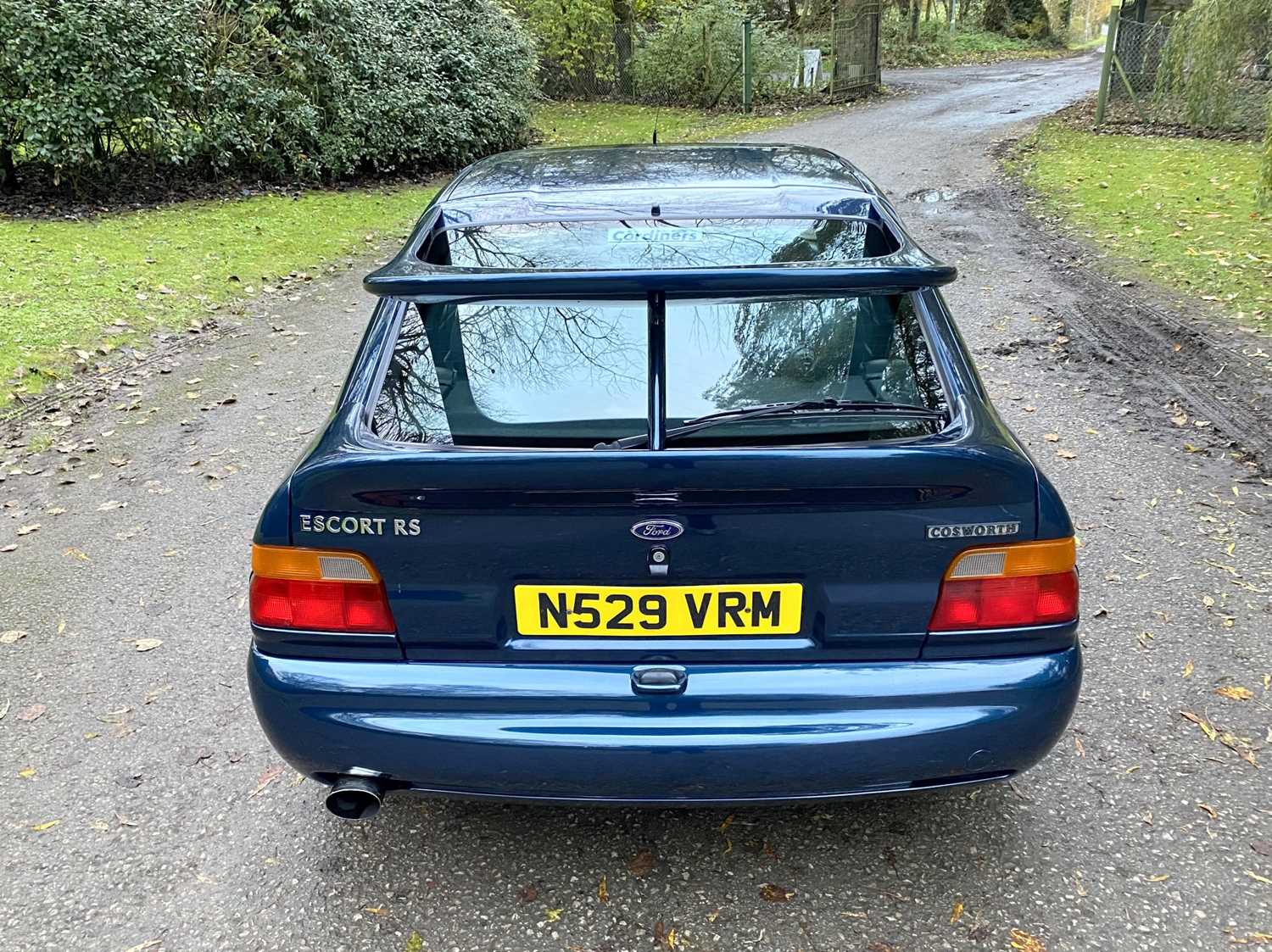 Lot 30 - 1995 Ford Escort RS Cosworth LUX
