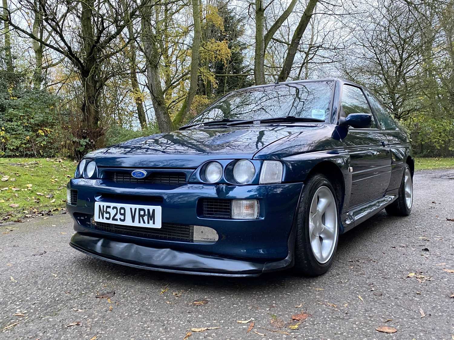 Lot 30 - 1995 Ford Escort RS Cosworth LUX