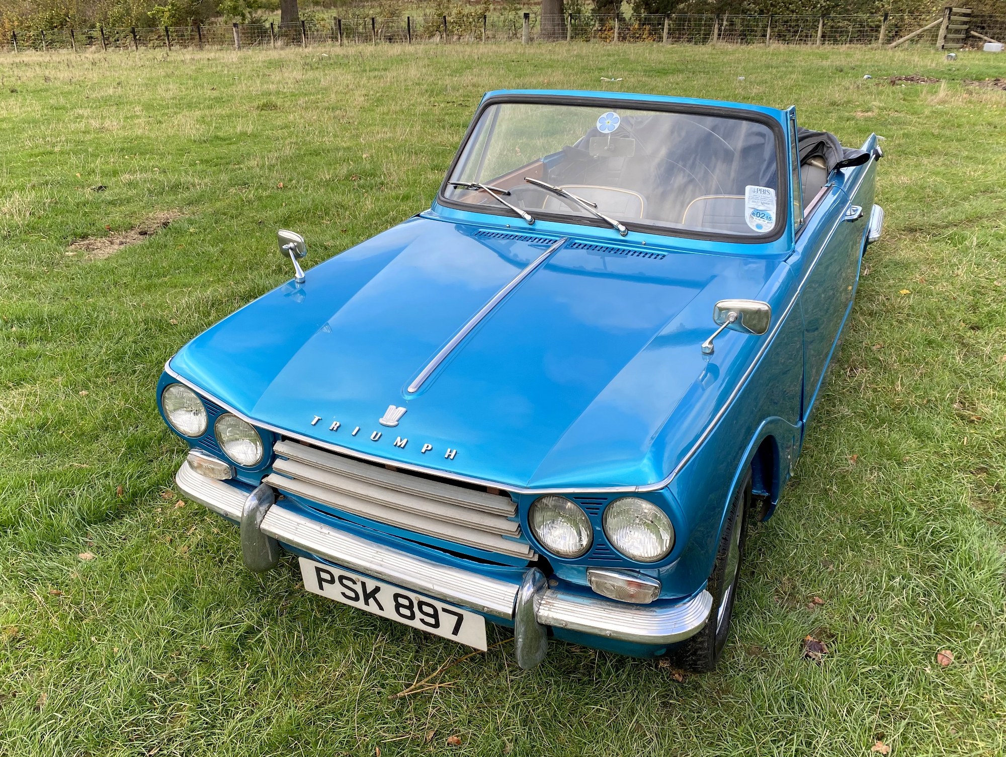 Lot 39 - 1962 Triumph Herald 1200 Convertible
