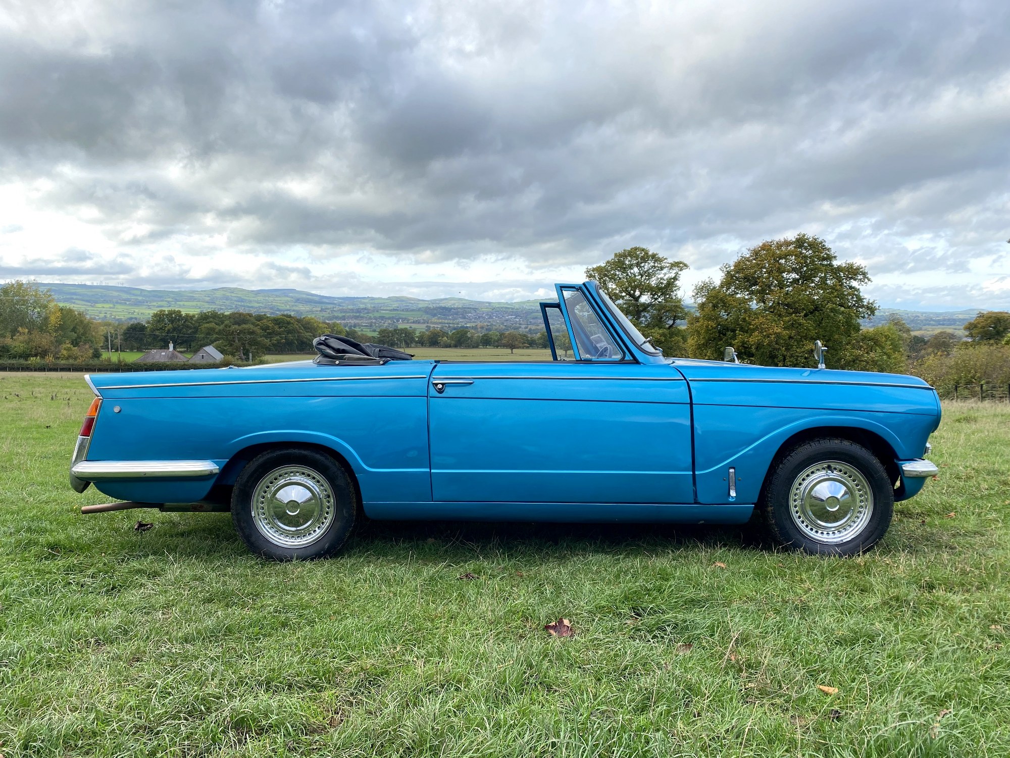 Lot 39 - 1962 Triumph Herald 1200 Convertible