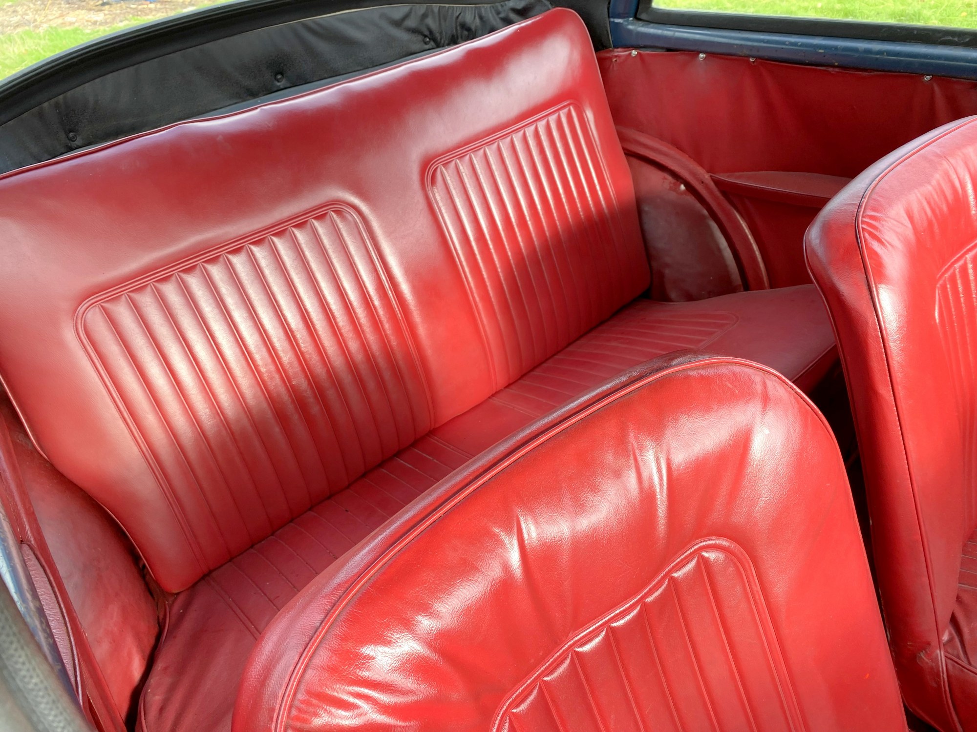 Lot 3 - 1963 Morris Minor 1000 Two-Door Saloon