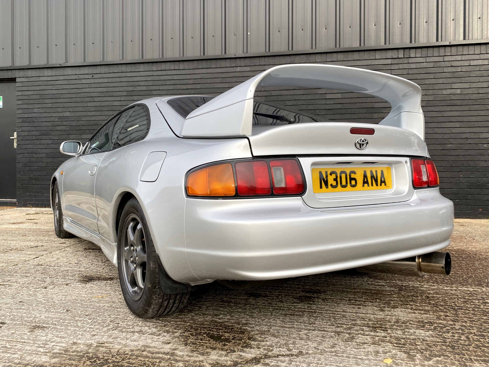 Lot 26 - 1996 Toyota Celica GT4 ST205