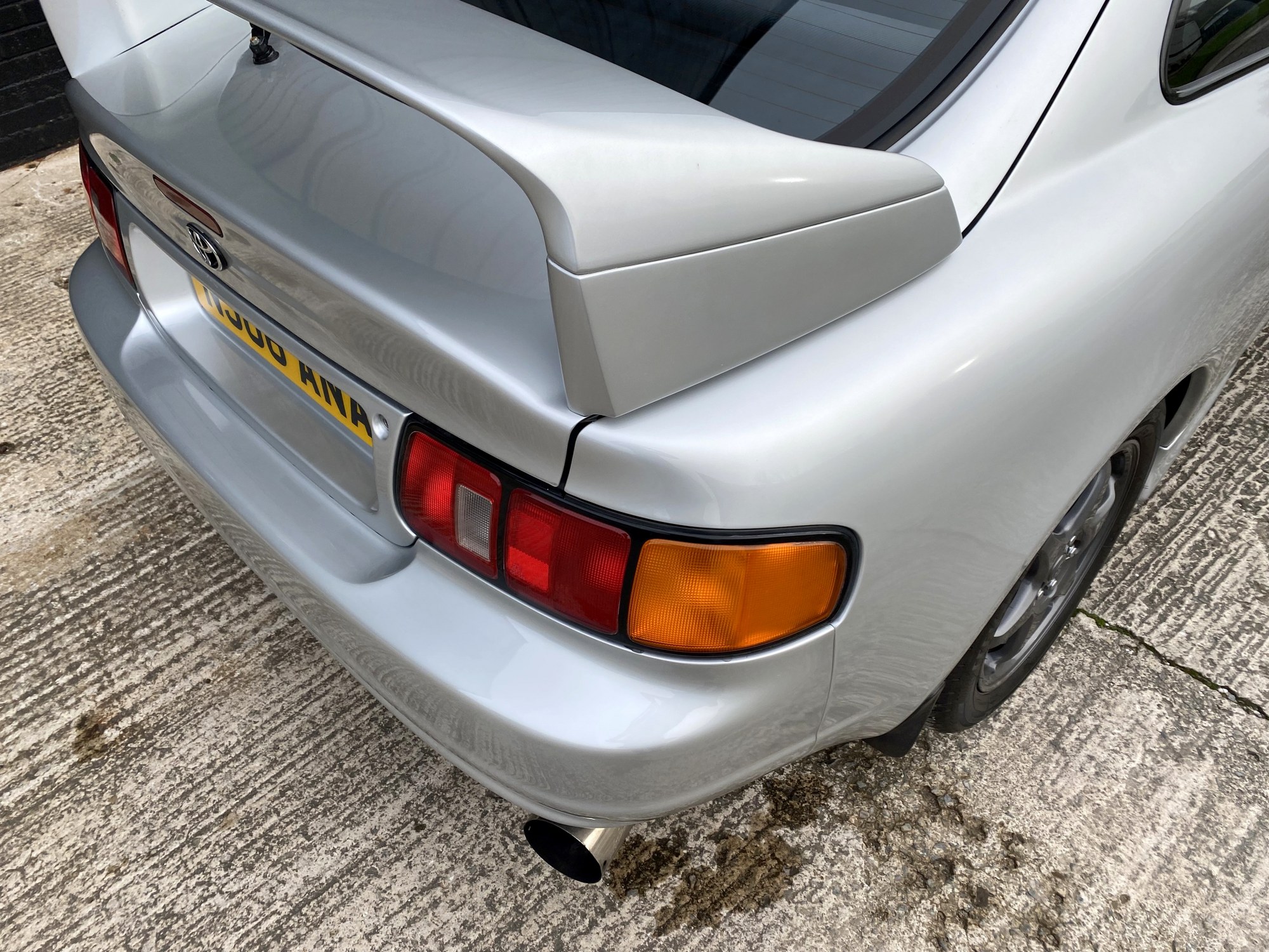 Lot 26 - 1996 Toyota Celica GT4 ST205