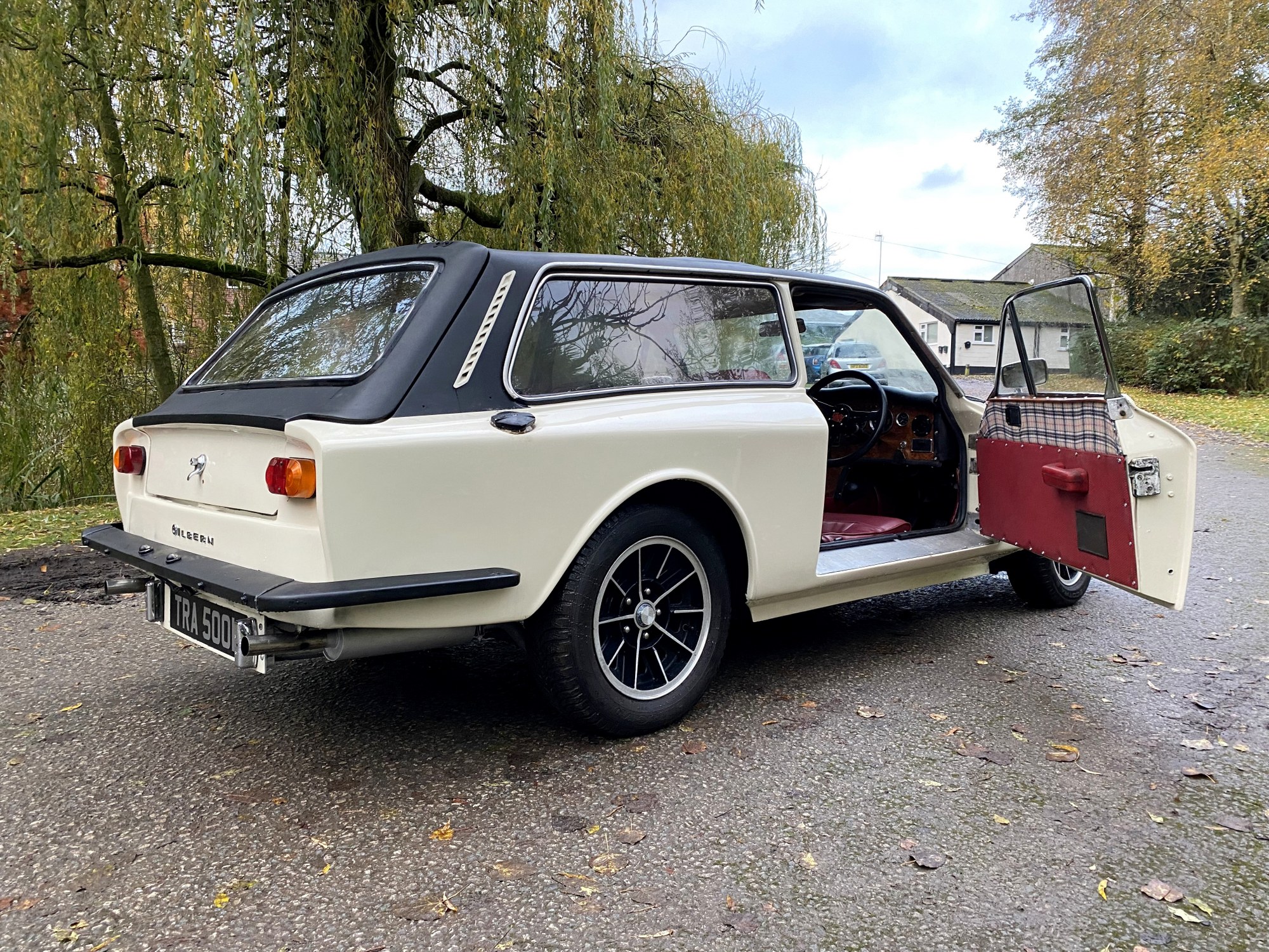 Lot 36 - 1972 Gilbern Invader Estate