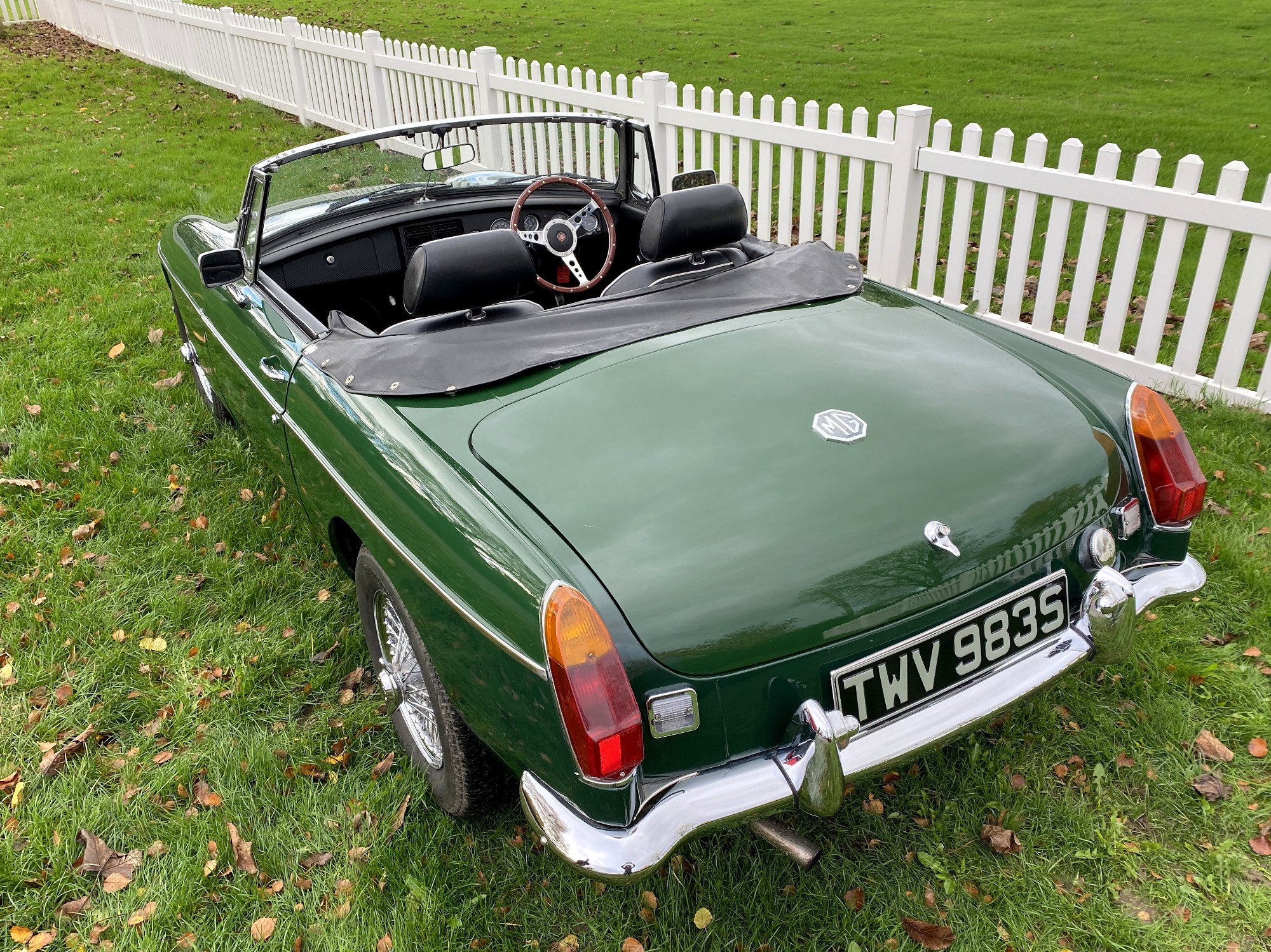 Lot 73 - 1978 MG B Roadster