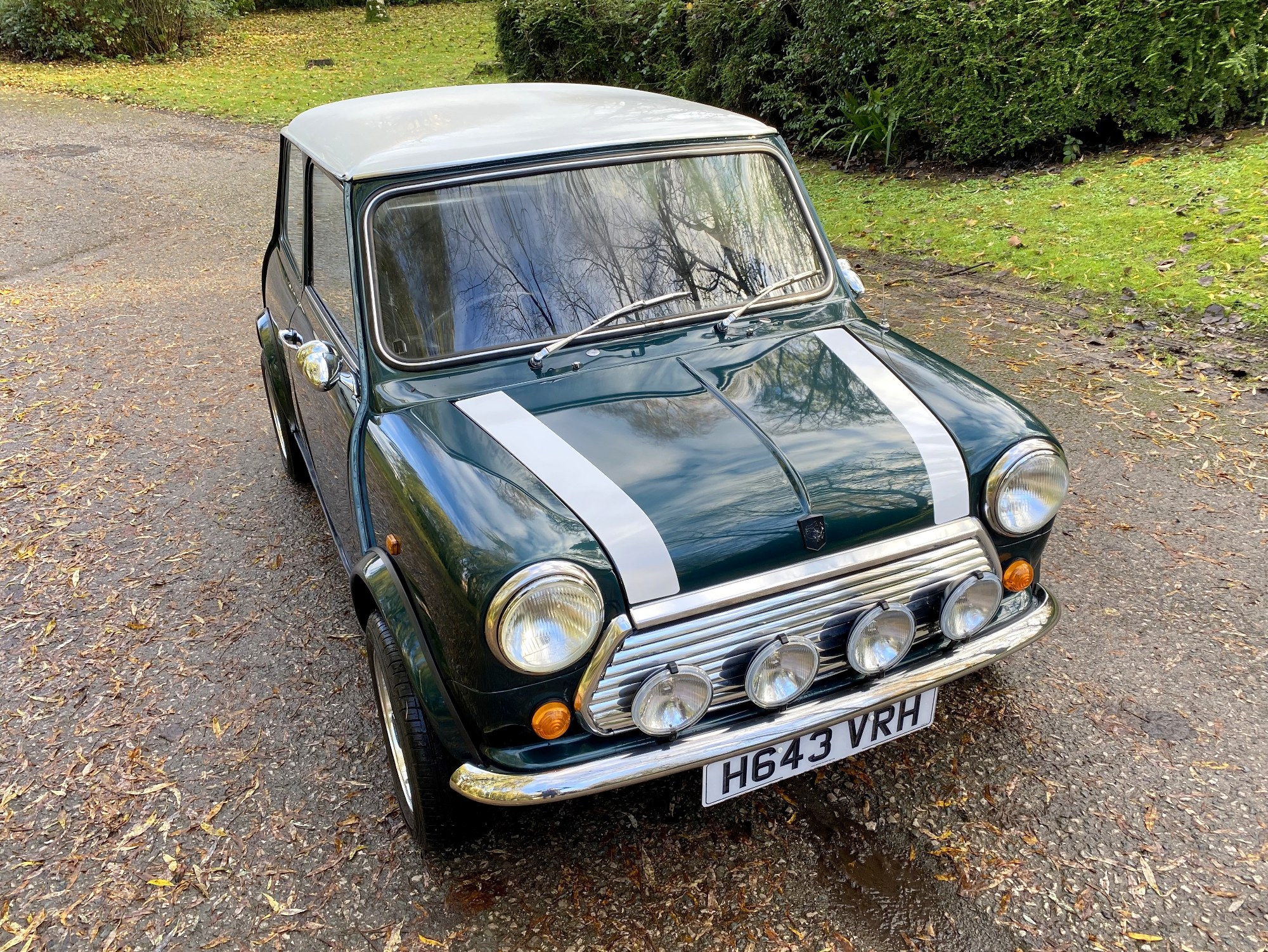 Lot 75 - 1990 Mini Checkmate