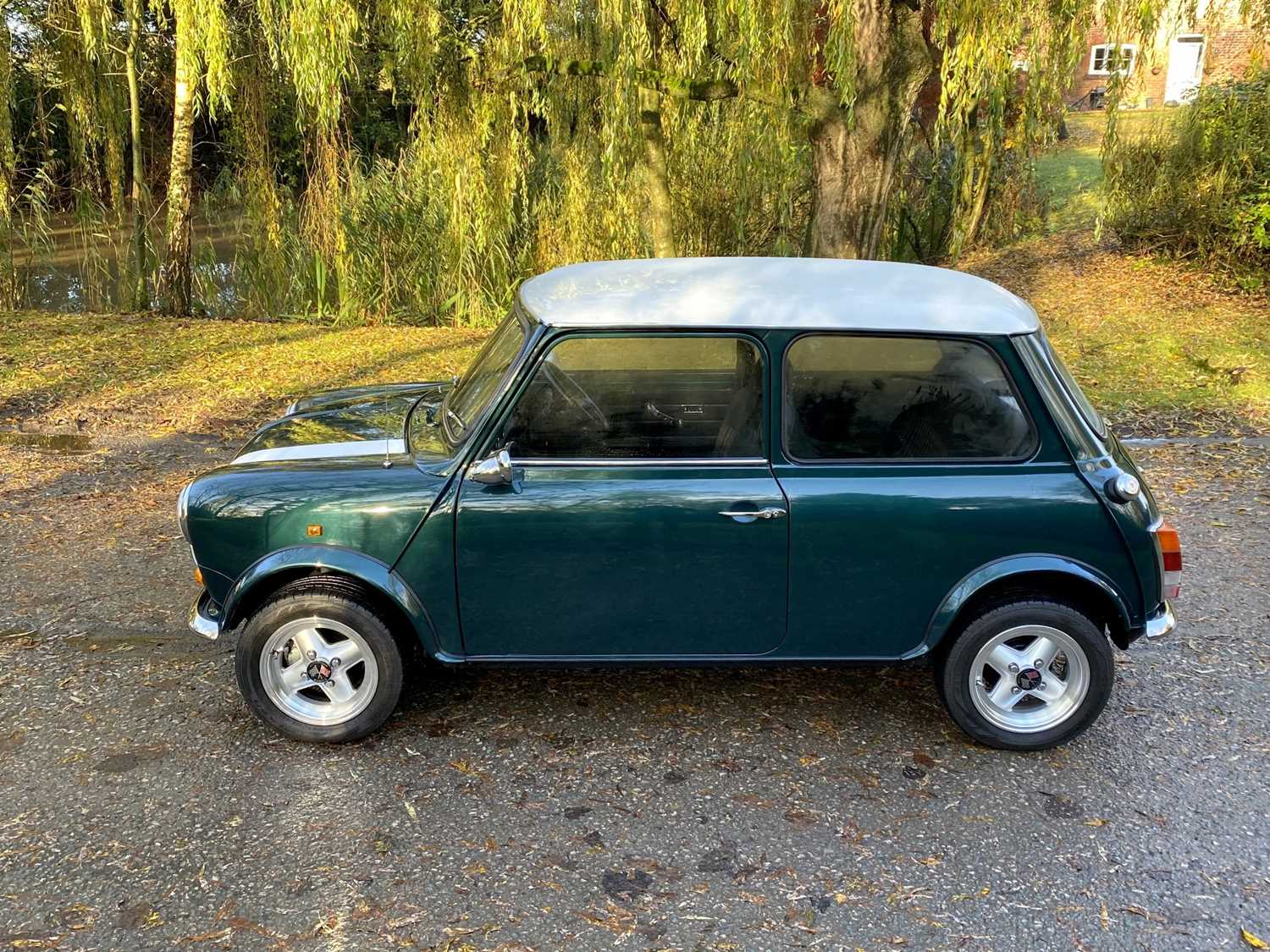 Lot 75 - 1990 Mini Checkmate