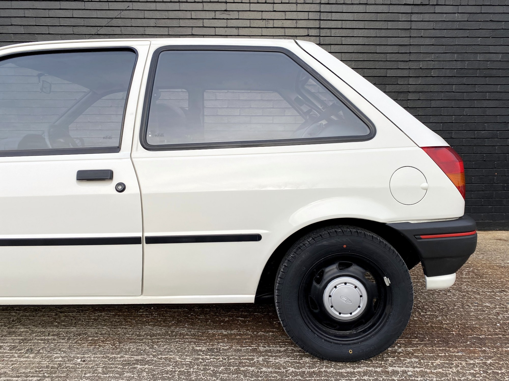 Lot 76 - 1996 Ford Fiesta Classic