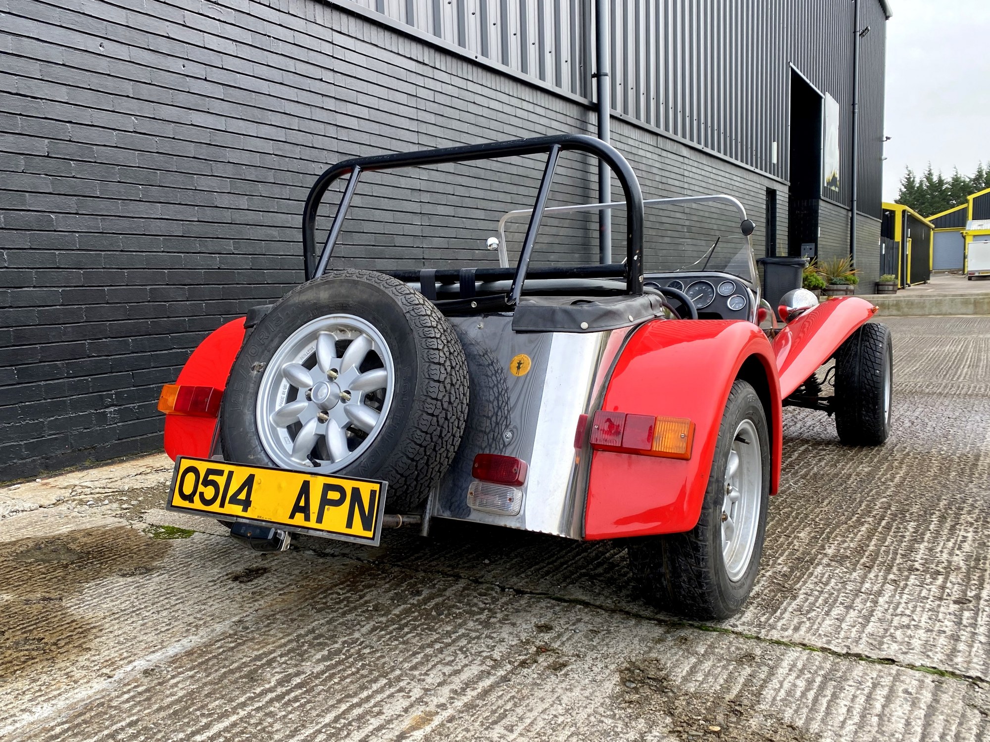 Lot 79 - 1996 Robin Hood S7