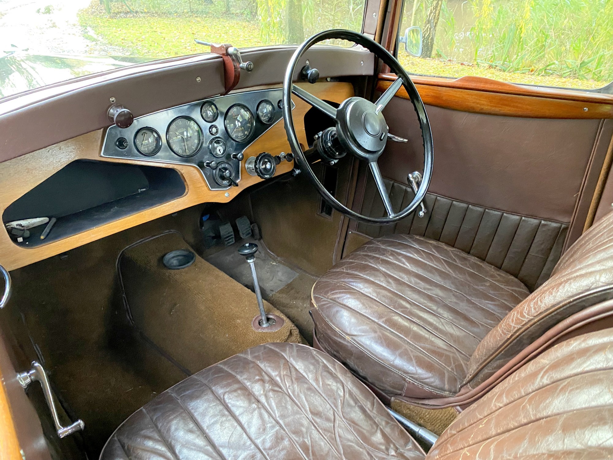 Lot 77 - 1938 Rover 10 P1