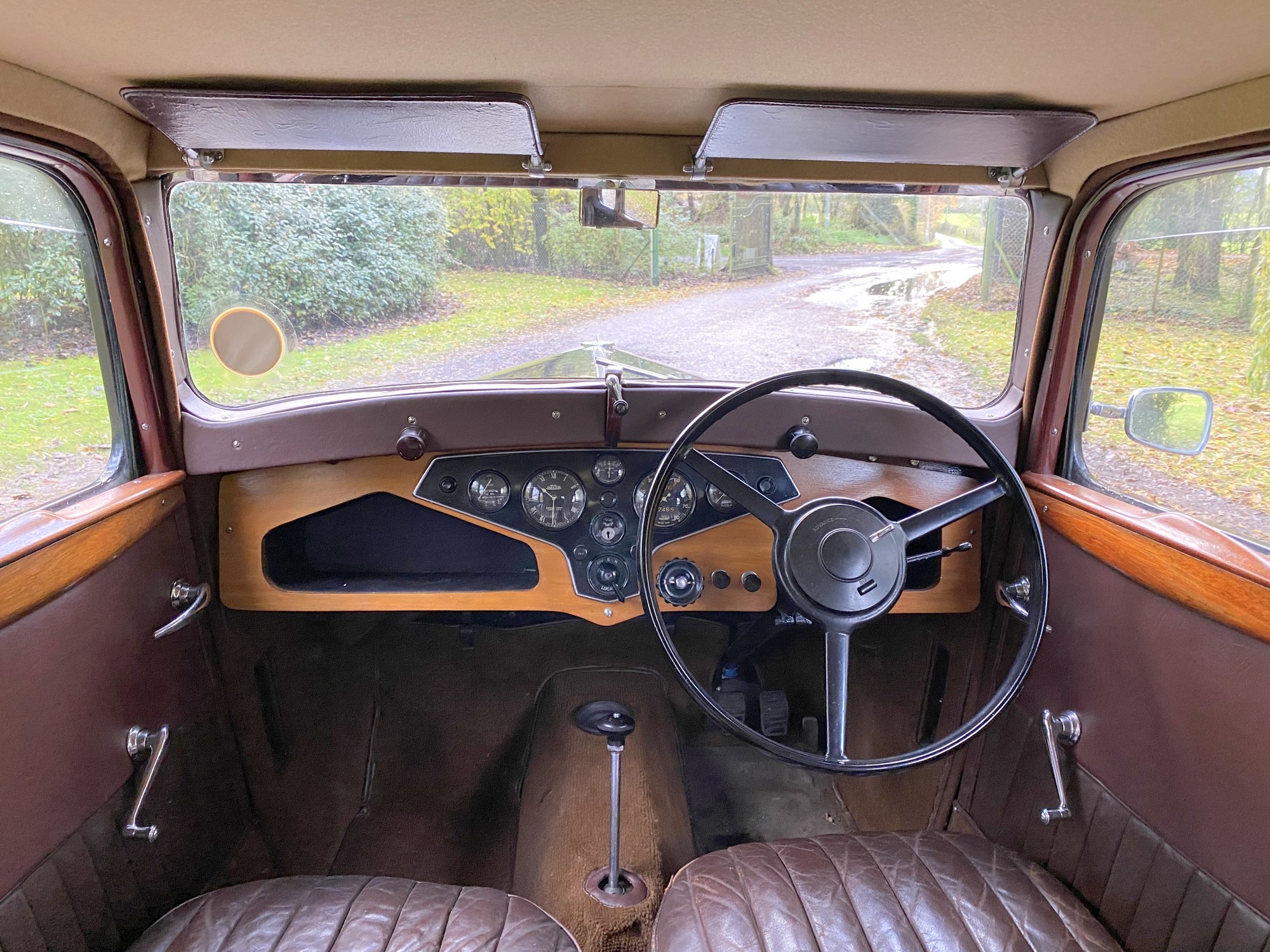 Lot 77 - 1938 Rover 10 P1
