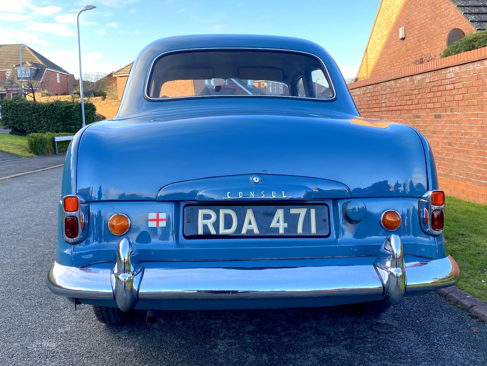 Lot 10 - 1956 Ford Consul