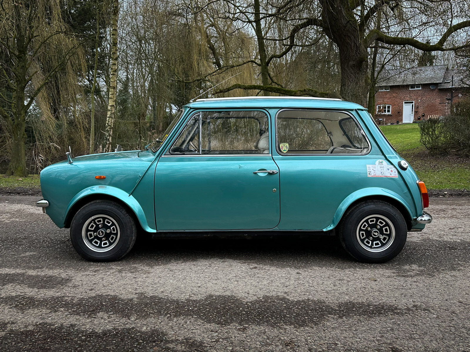 Lot 39 - 1972 Mini 1275 GT Wood & Pickett Margrave