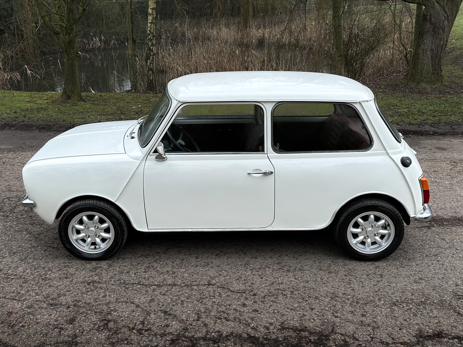 Lot 38 - 1974 Mini 1275 GT
