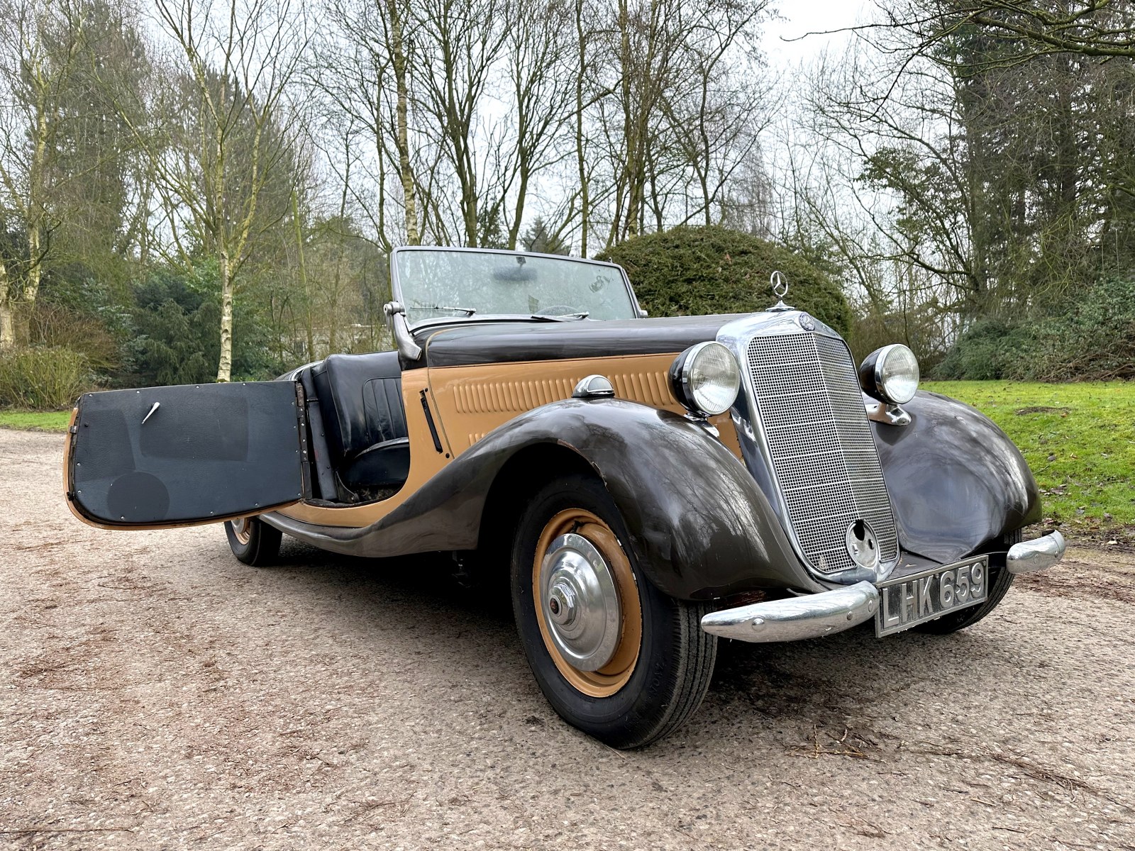 Lot 37 - 1936 Mercedes-Benz 170V Roadster