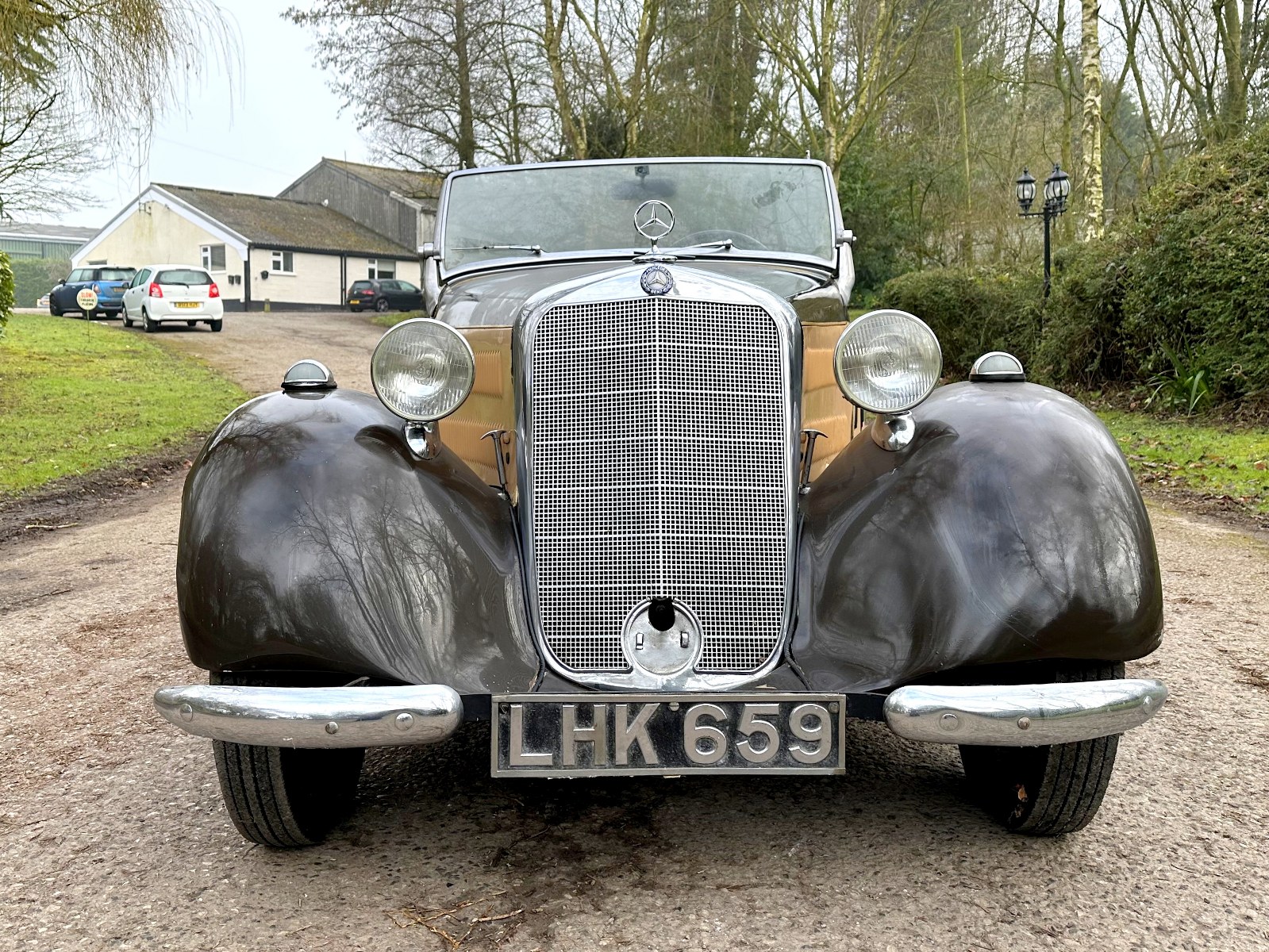 Lot 37 - 1936 Mercedes-Benz 170V Roadster
