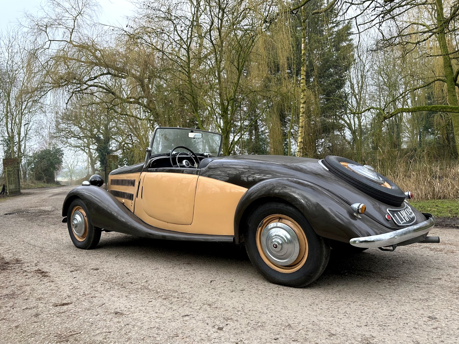 Lot 37 - 1936 Mercedes-Benz 170V Roadster