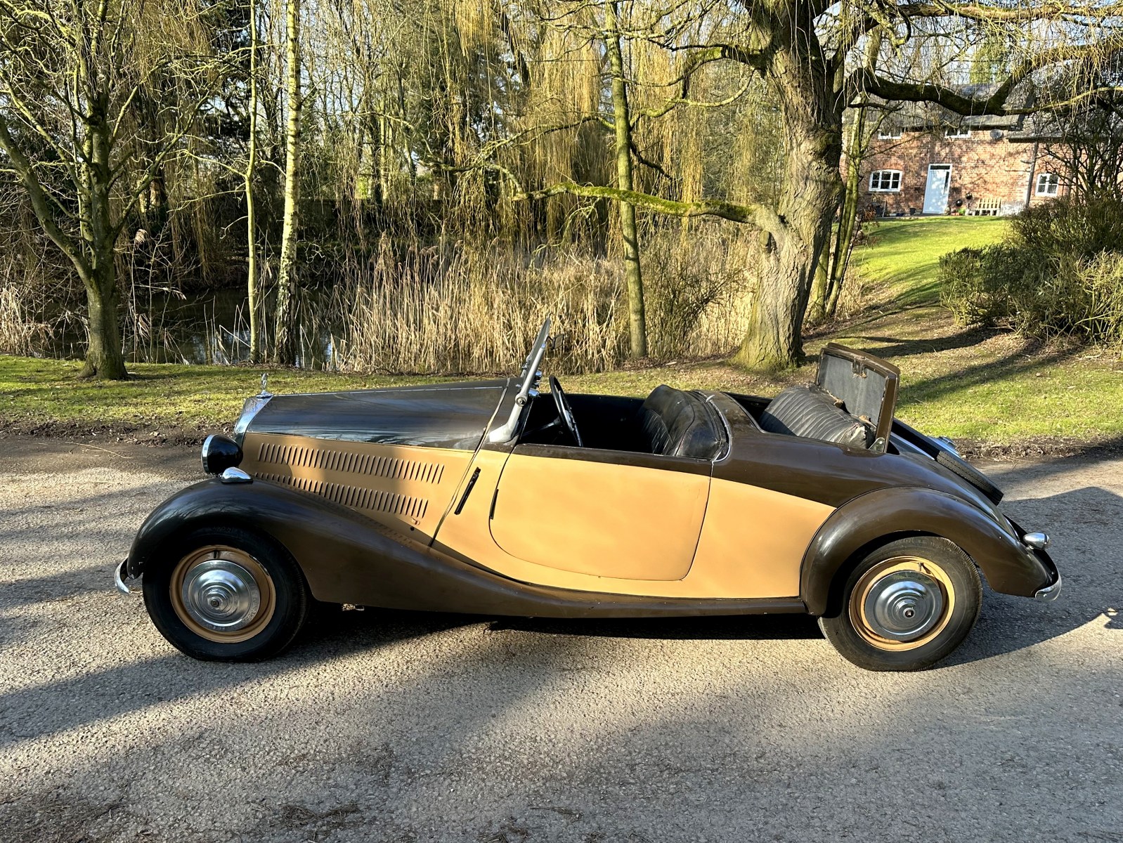 Lot 37 - 1936 Mercedes-Benz 170V Roadster