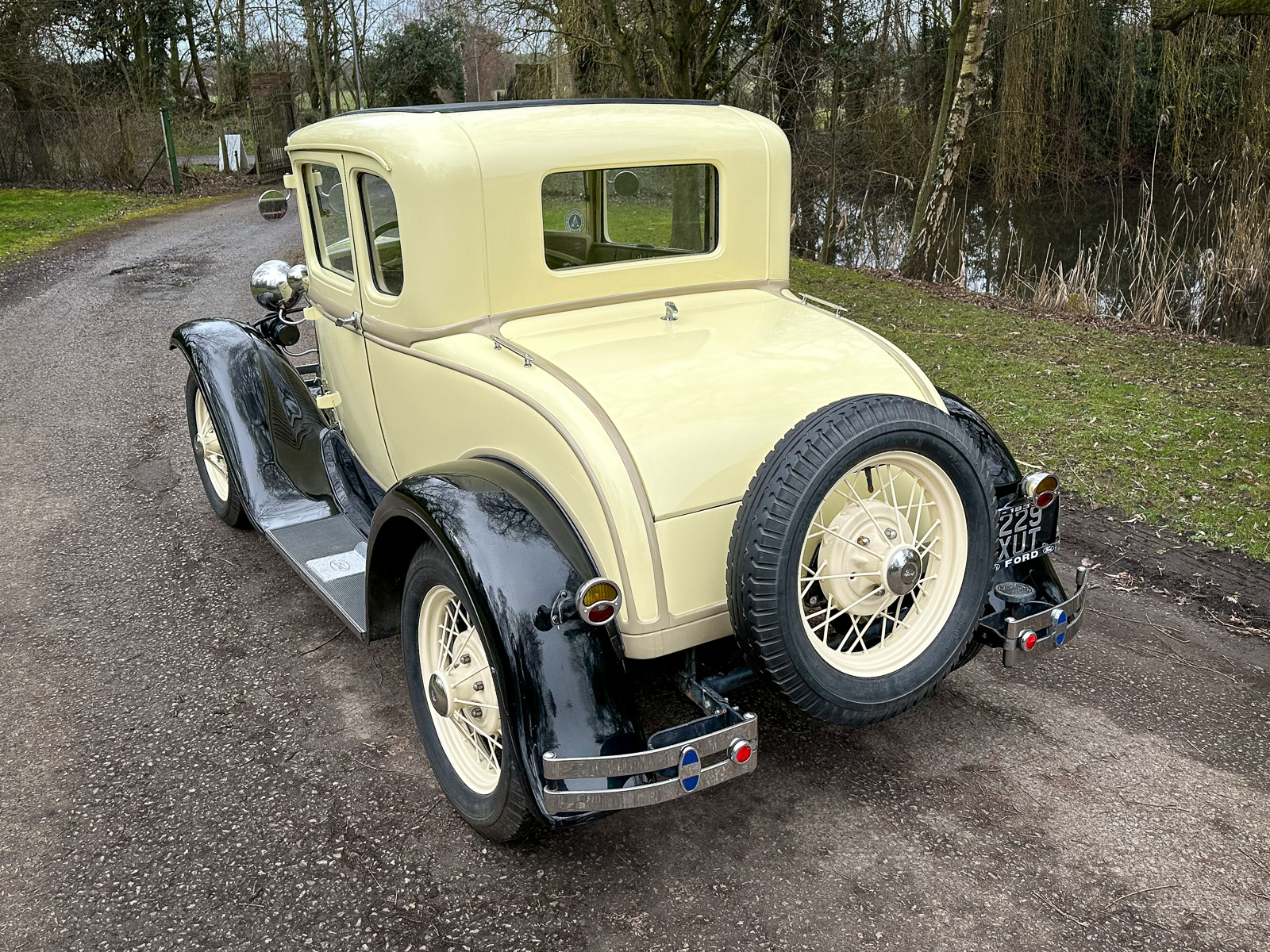 Lot 13 - 1931 Ford Model A Coupe